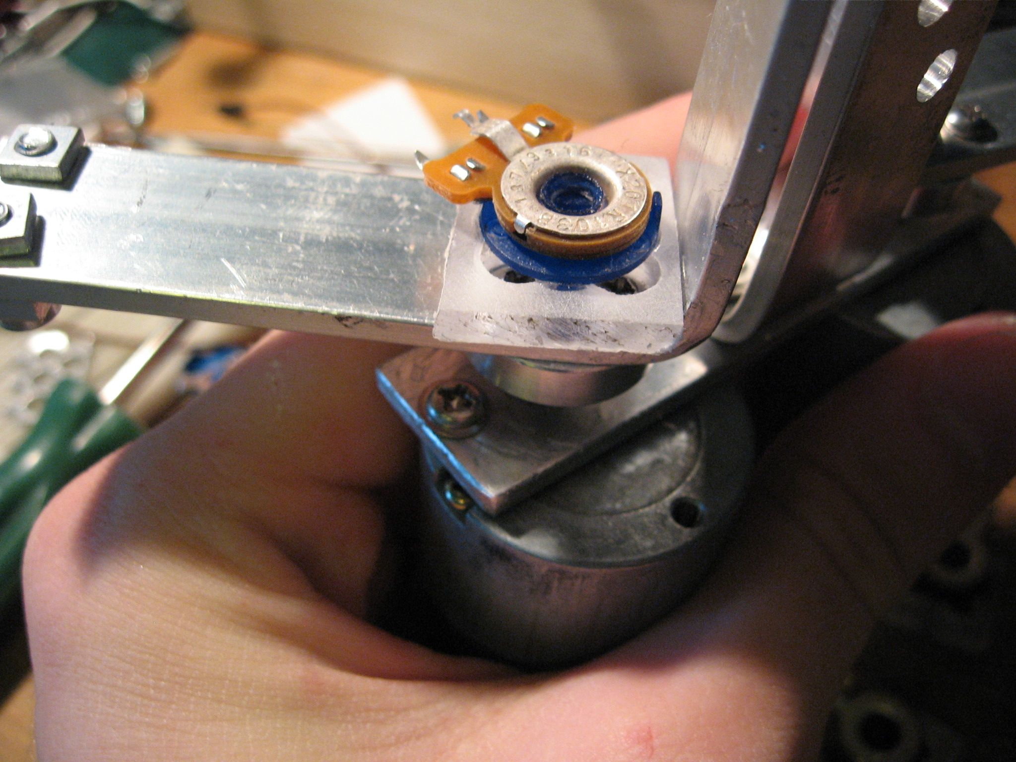 Tree Climbing Robot : 20 Steps (with Pictures) - Instructables