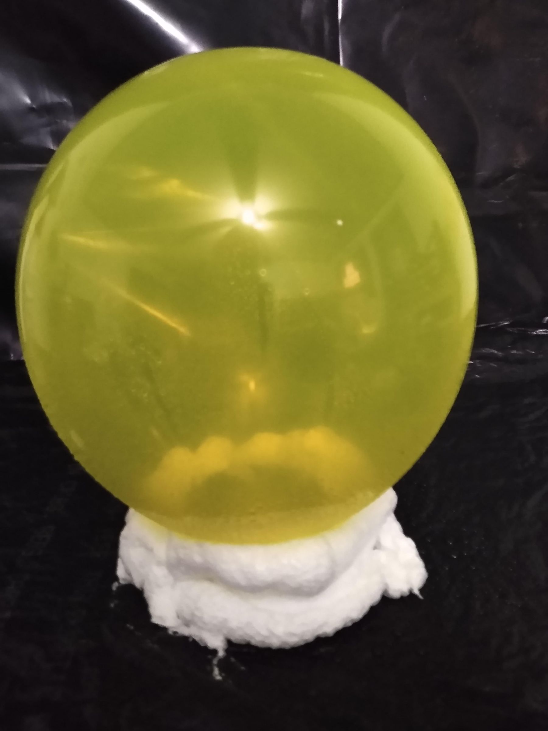 Spray Foam Snowman : 4 Steps - Instructables