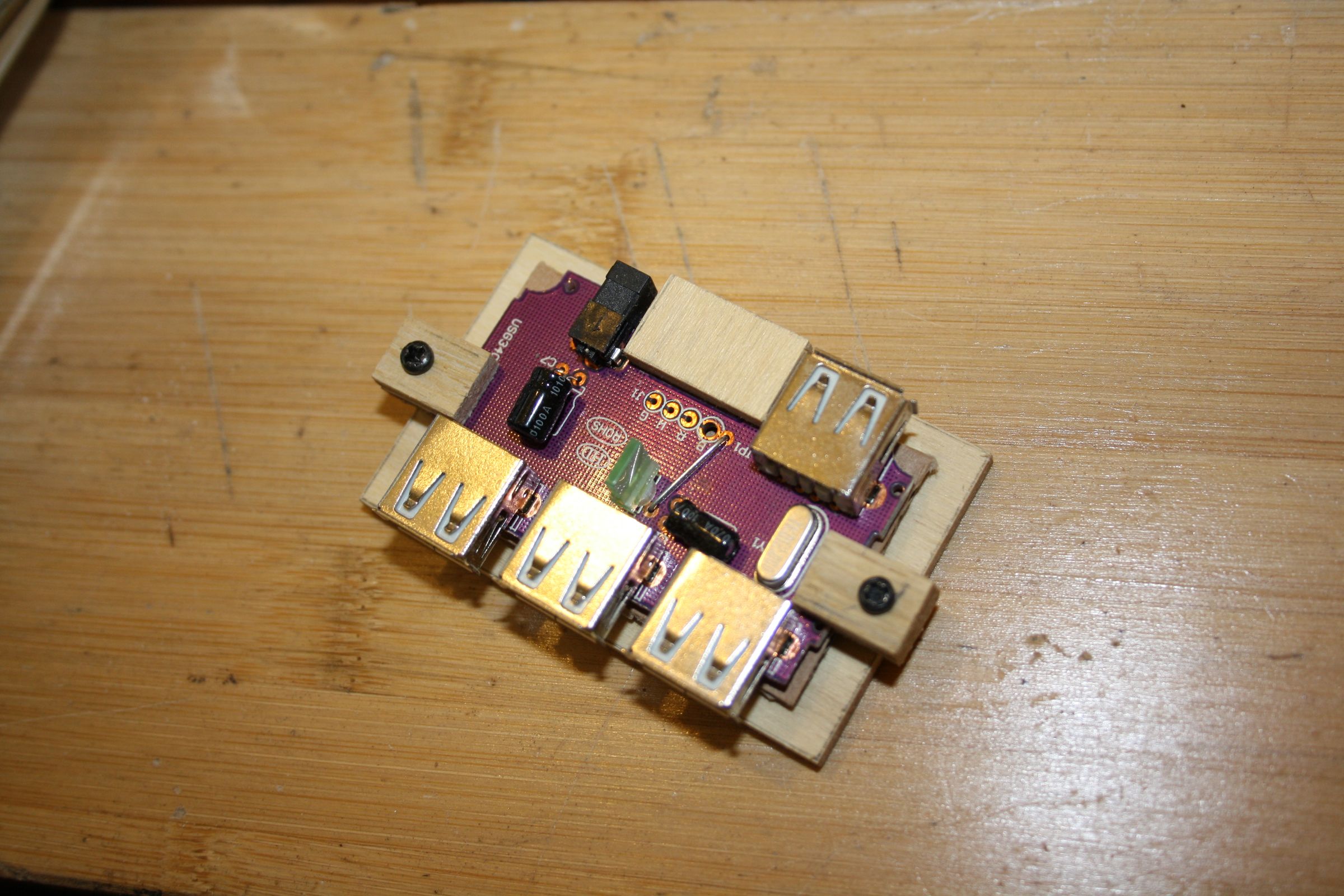 LapPi - a Raspberry Pi Netbook : 14 Steps (with Pictures) - Instructables