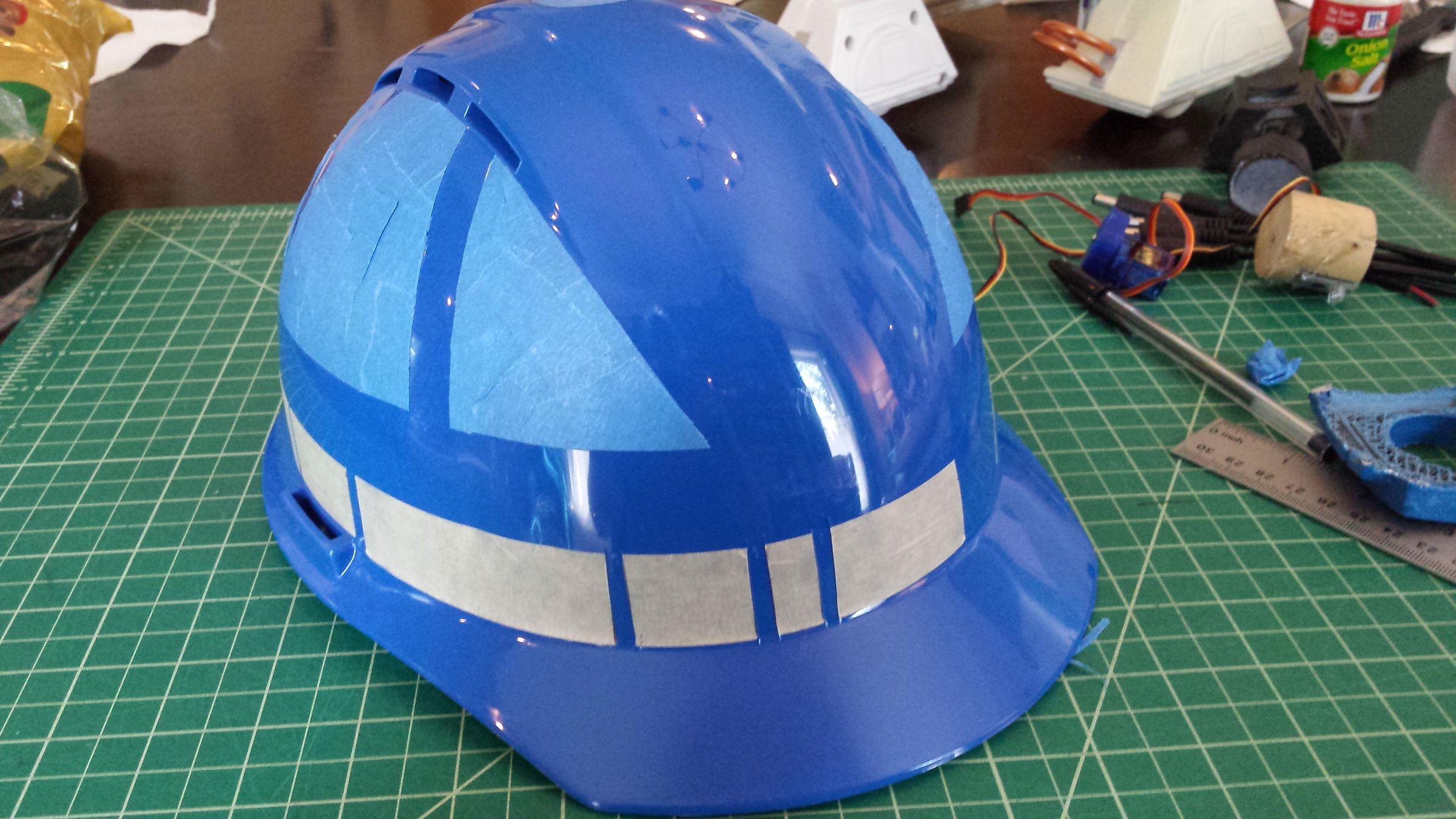 Employee #R2-D2 : 8 Steps (with Pictures) - Instructables