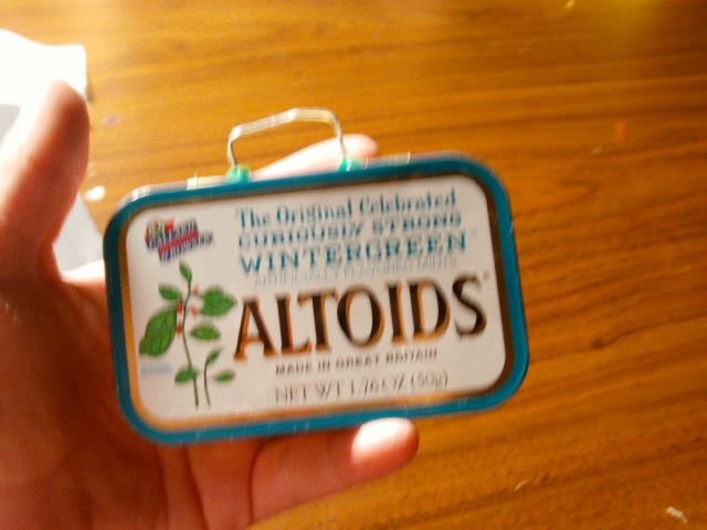 Altoids Tin Lunchbox : 7 Steps - Instructables