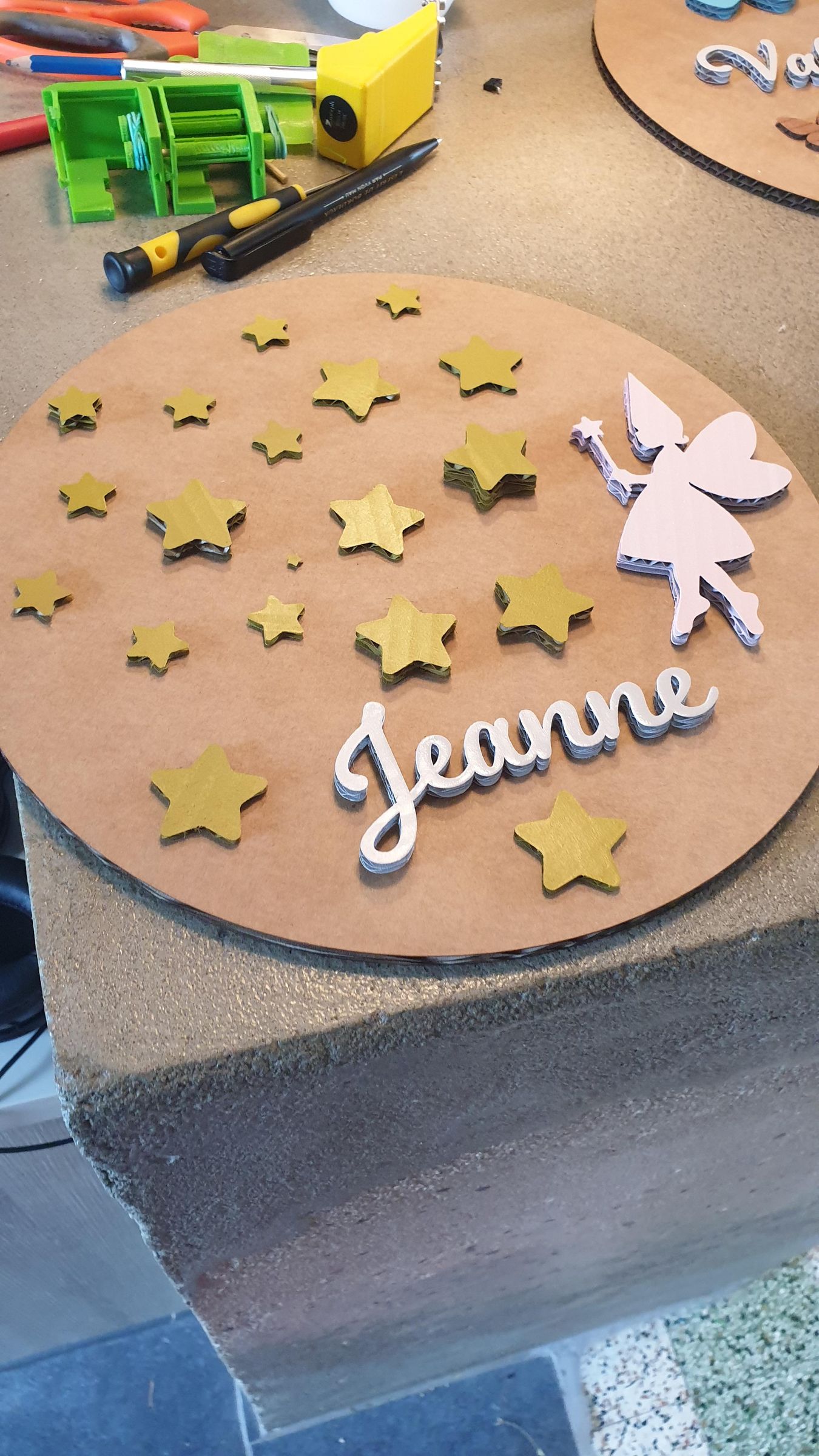 Kid Name Circle Board : 5 Steps (with Pictures) - Instructables