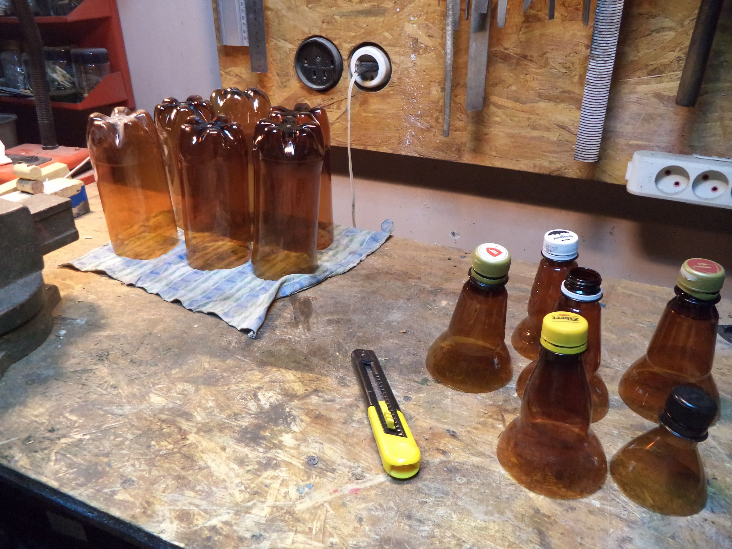 Advanced Brush From Plastic Bottles : 16 Steps (with Pictures ...