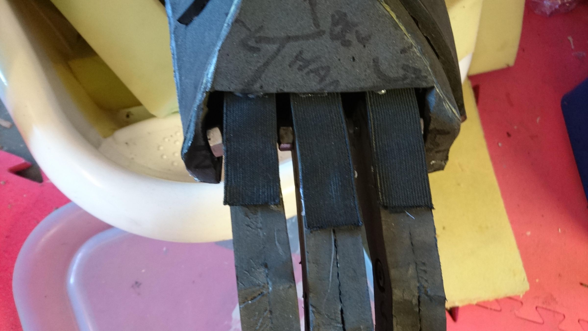 EVA Foam Robot Costume : 16 Steps (with Pictures) - Instructables