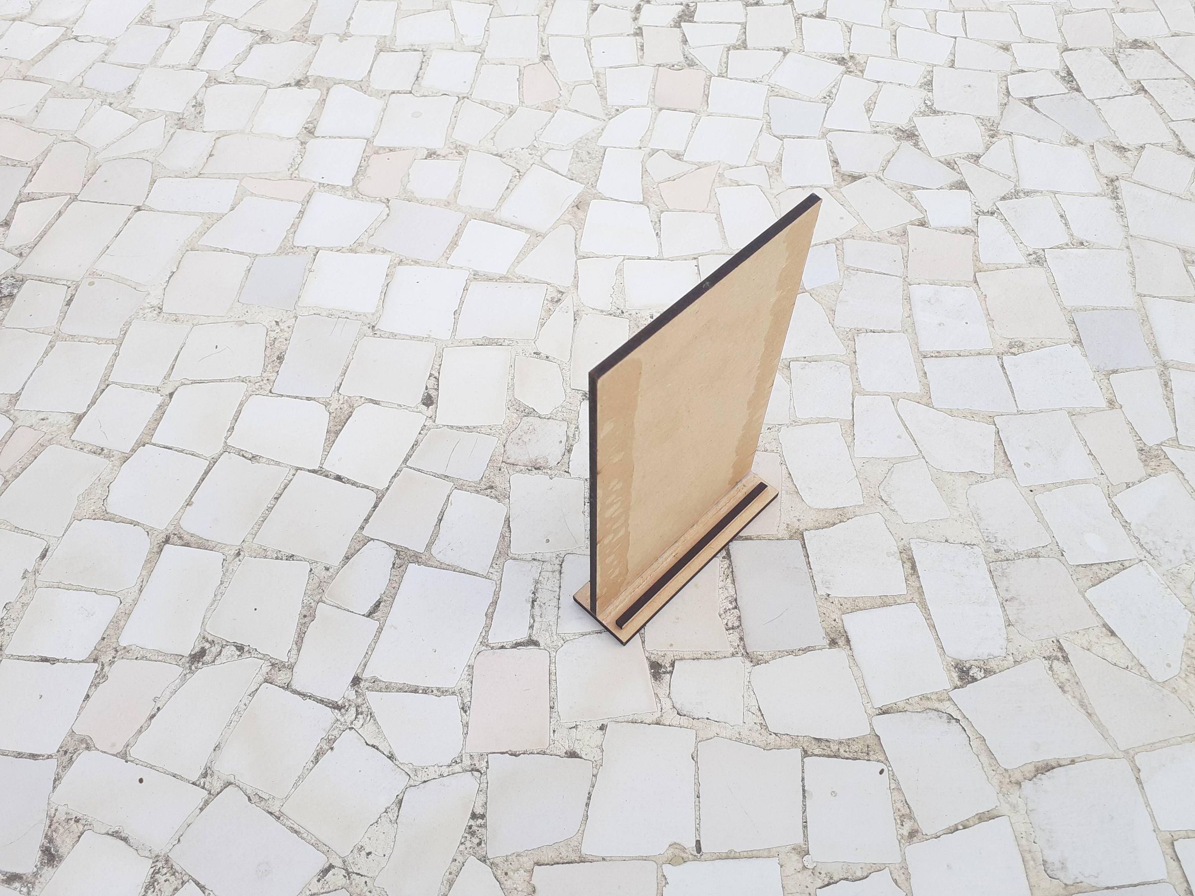 Secret Compartment in Photo Frame : 4 Steps (with Pictures) - Instructables