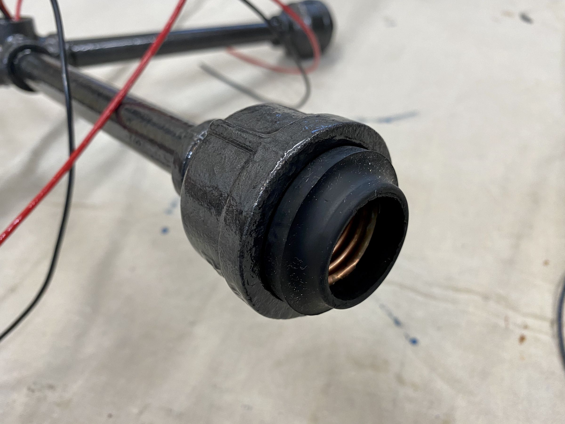 Black Pipe Ceiling Light : 6 Steps (with Pictures) - Instructables