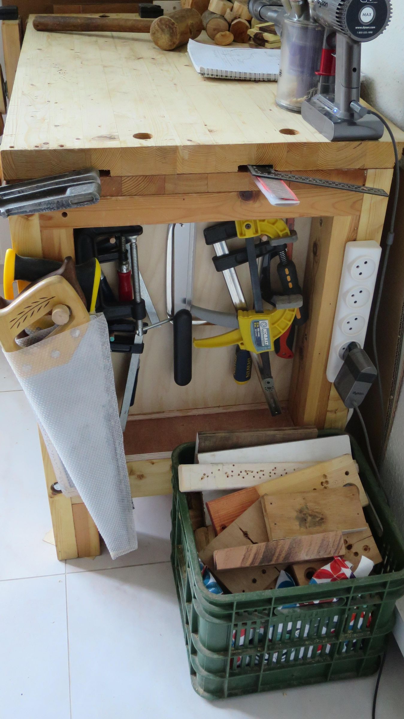 DIY Portable Workbench (knock-down Design) With a Leg Vise and Storage ...