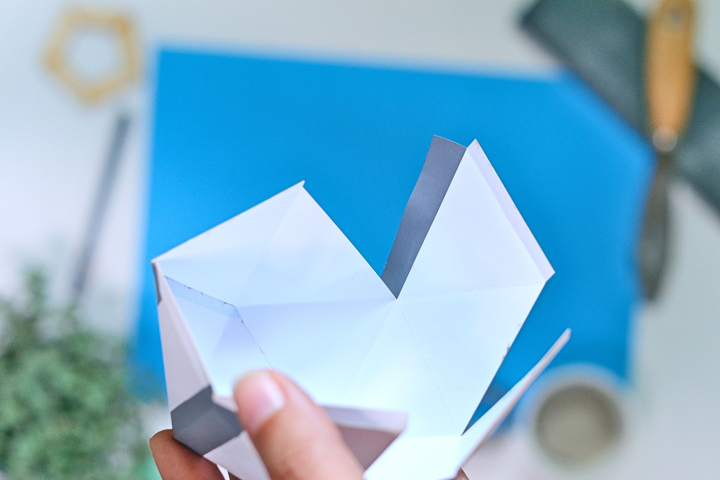 Geometric Concrete Planters Made With Paper Molds : 10 Steps (with ...