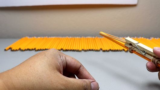 10 Rubber Bands Pencil Shooter : 3 Steps - Instructables