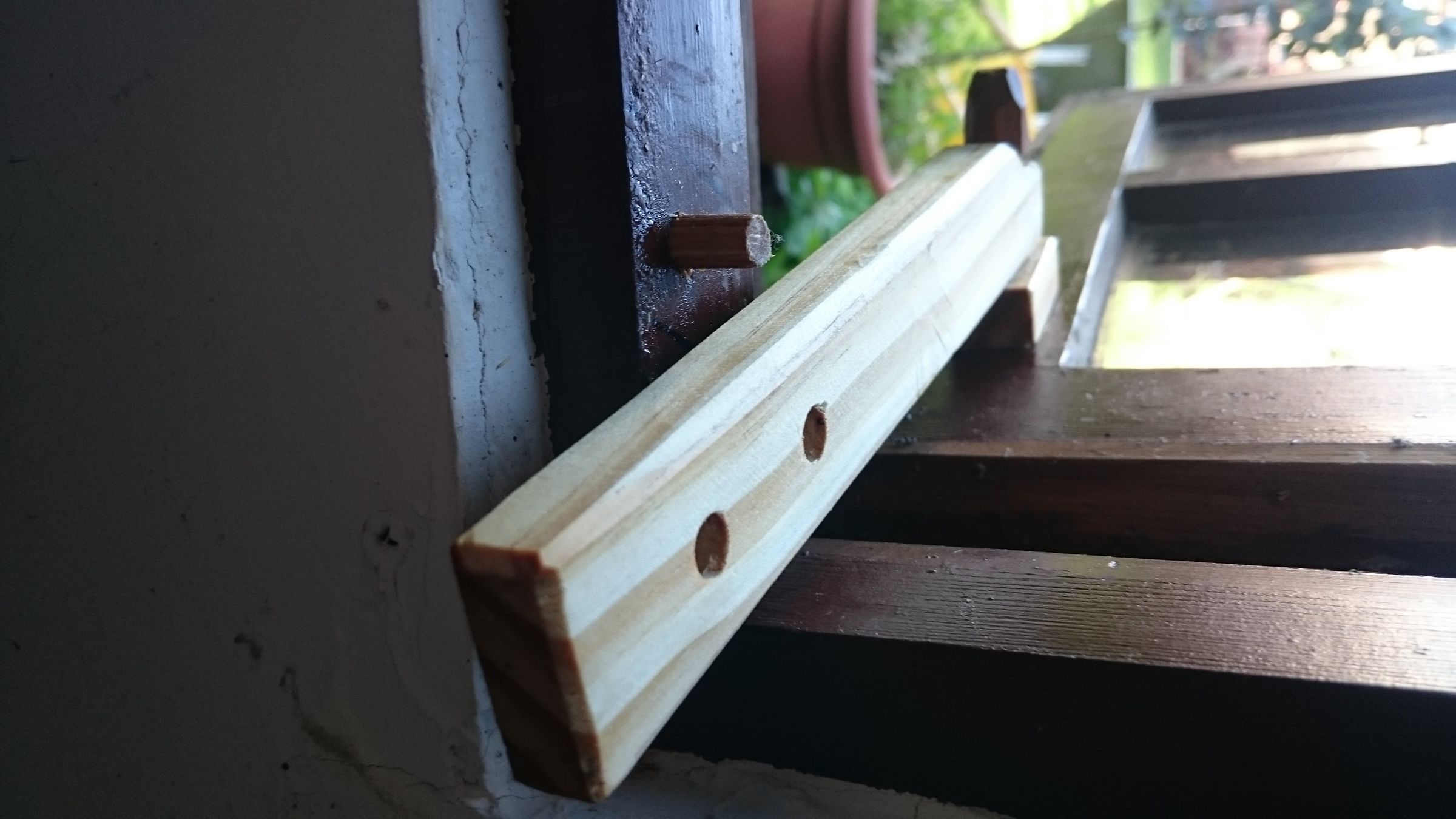 Window Latches From Recycled Wood : 6 Steps (with Pictures) - Instructables