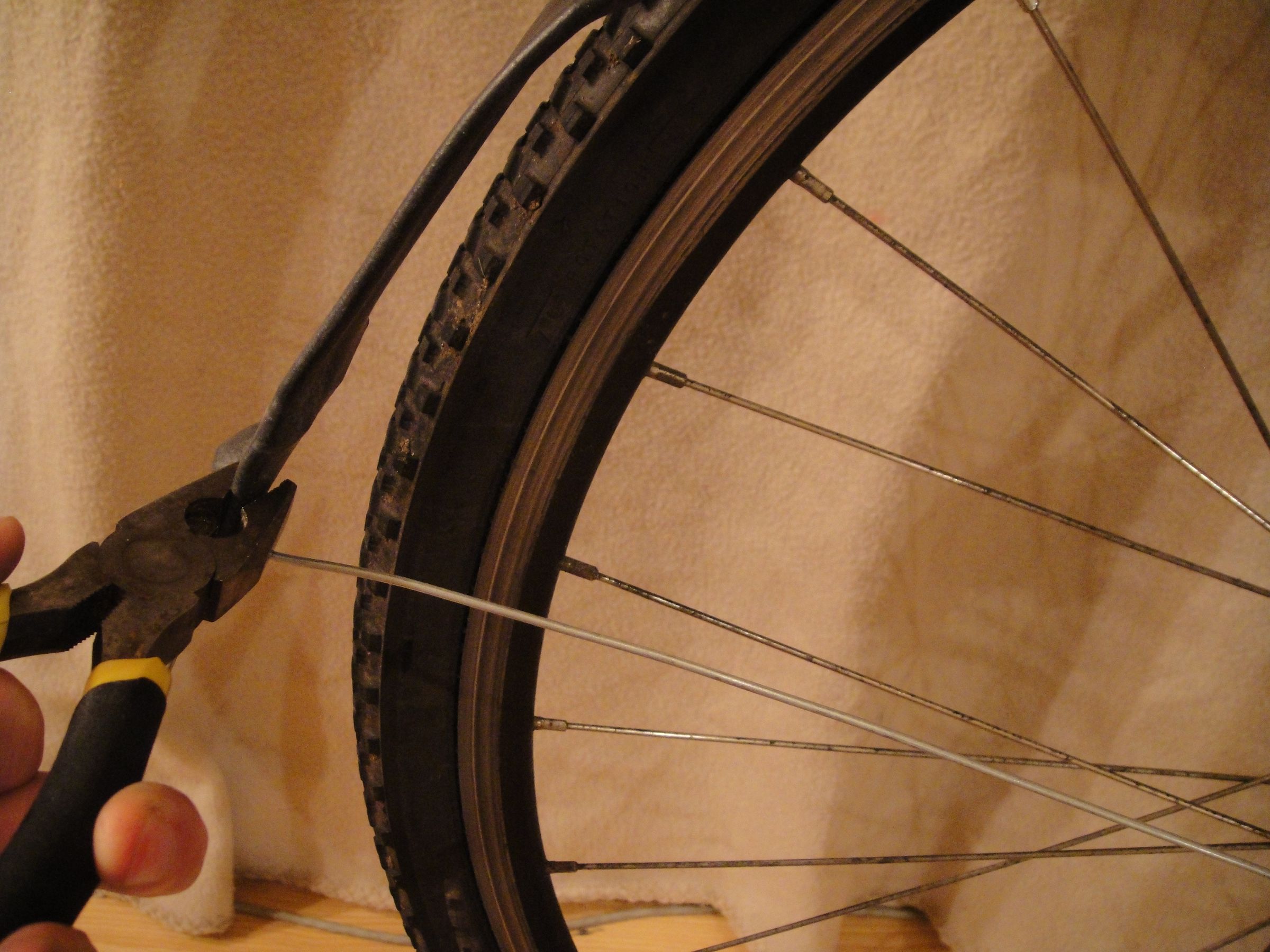 Easy Bike Mudguards From Old Inner Tubes : 12 Steps - Instructables