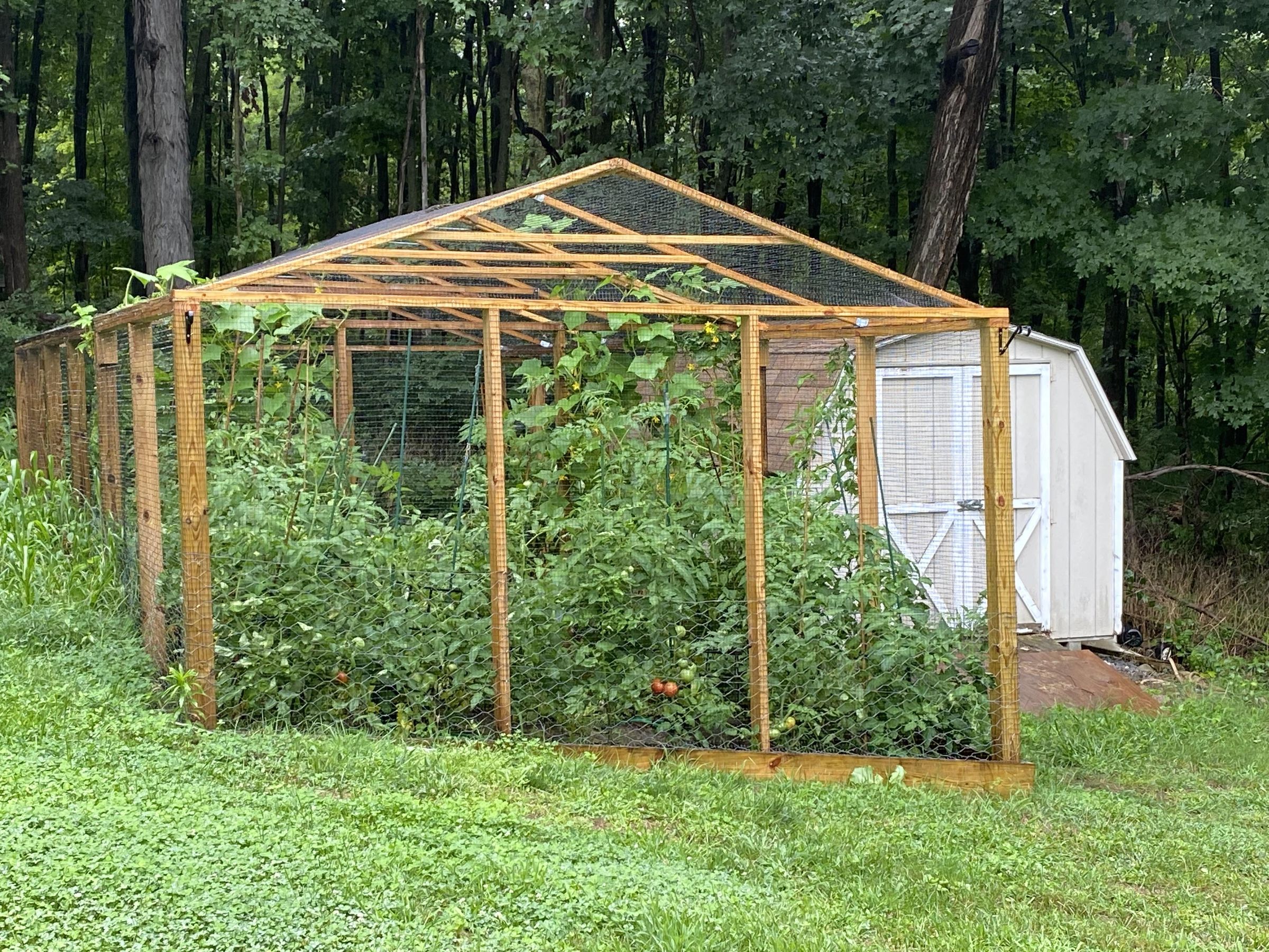 Protected Garden Enclosure 2.0 : 7 Steps (with Pictures) - Instructables