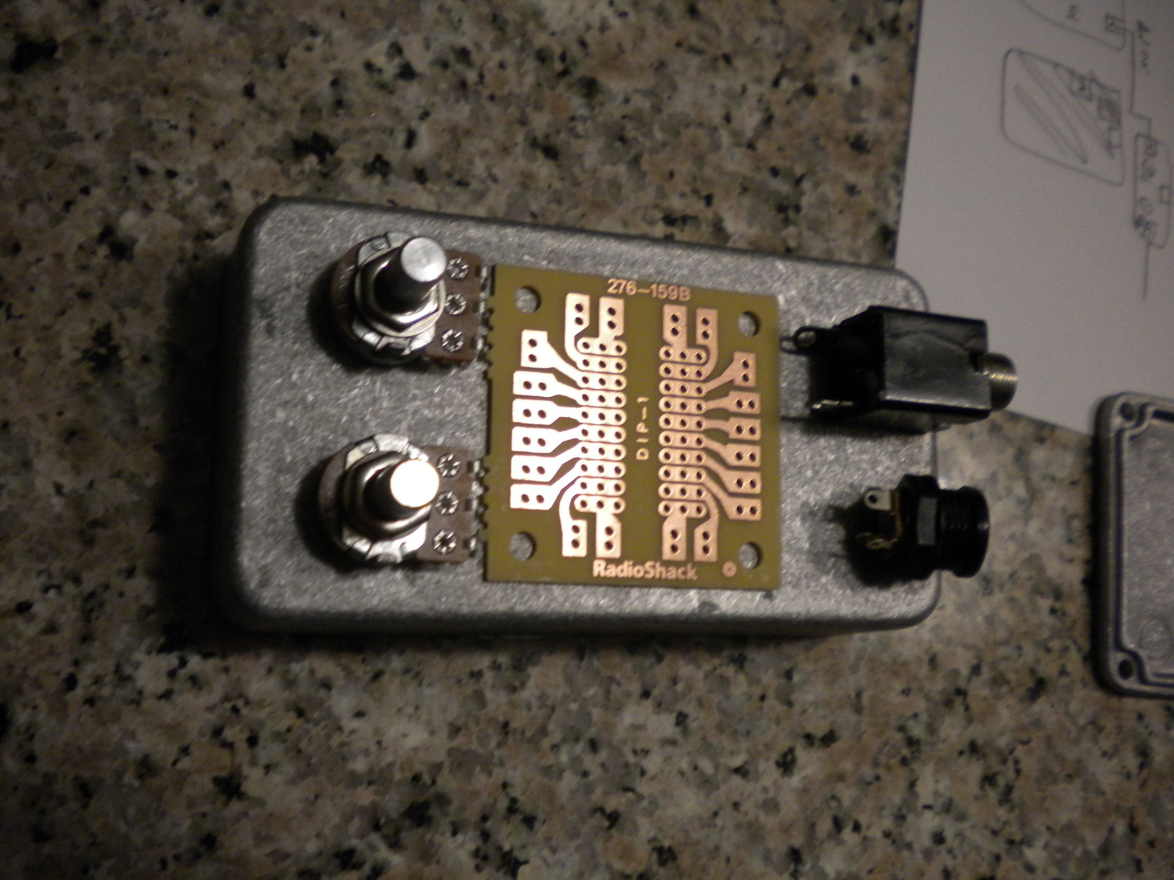 Build a Square Wave Oscillator - Part 1 of DIY Modular Synths : 7 Steps ...