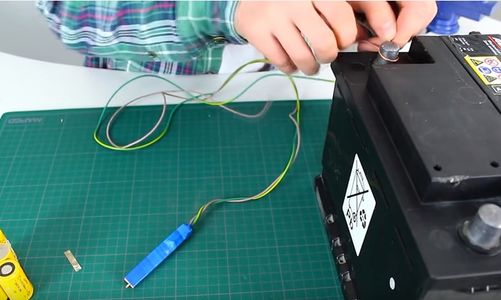 How to Make a MINI Spot Welder for Cheap / 12 V : 5 Steps - Instructables