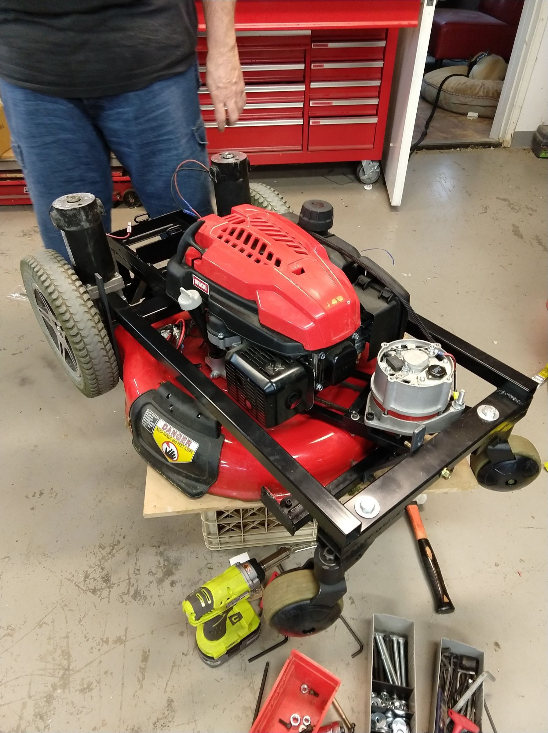 Remote Control Lawn Mower : 7 Steps (with Pictures) - Instructables