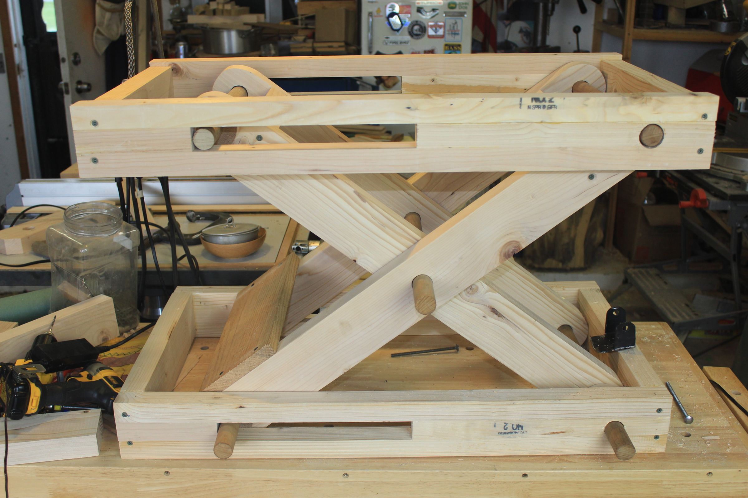 Scissor Bench - Adjustable Height, Motorized Workstation : 9 Steps ...