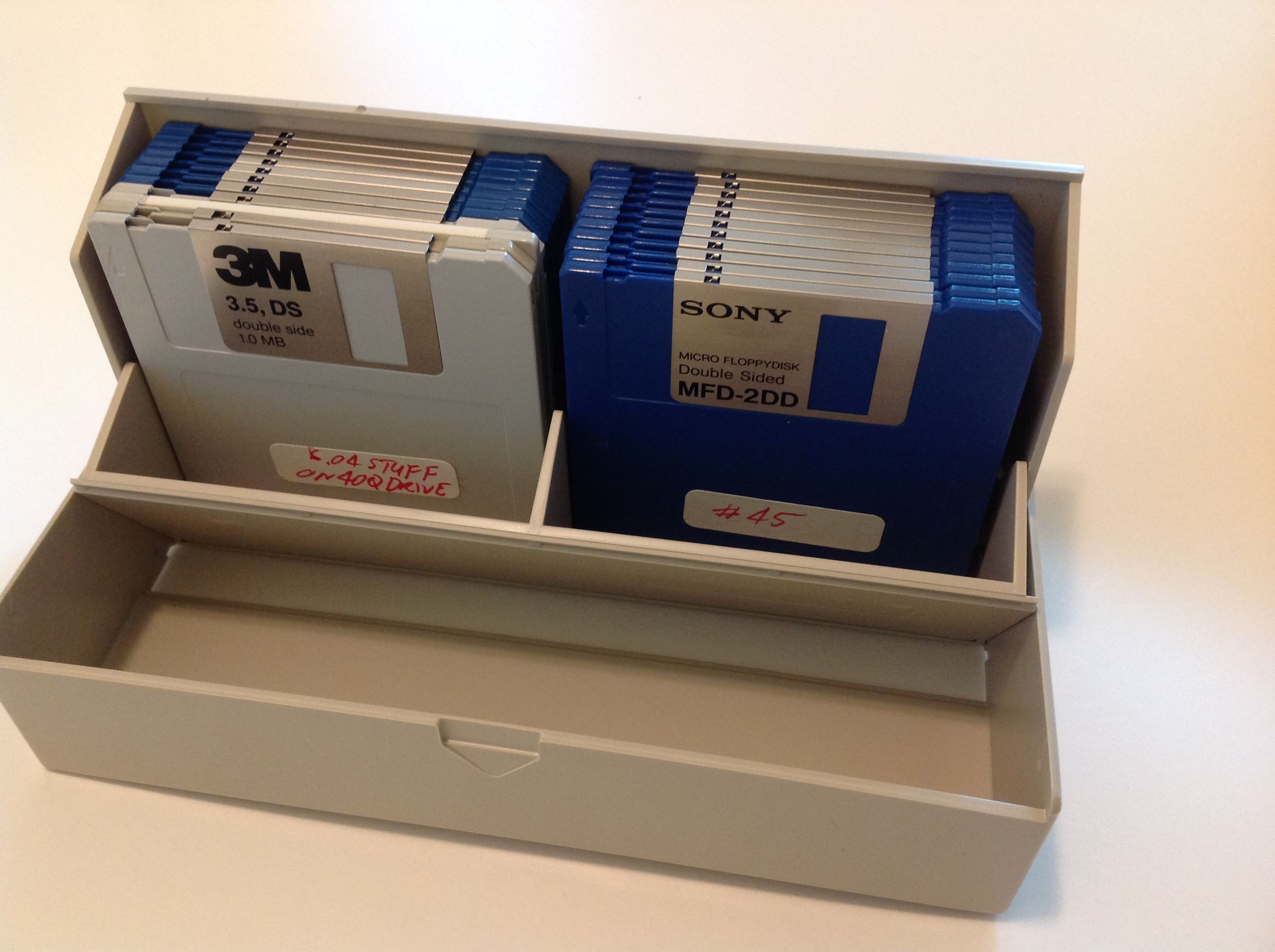 Re-purpose a Floppy Disk Case : 7 Steps - Instructables