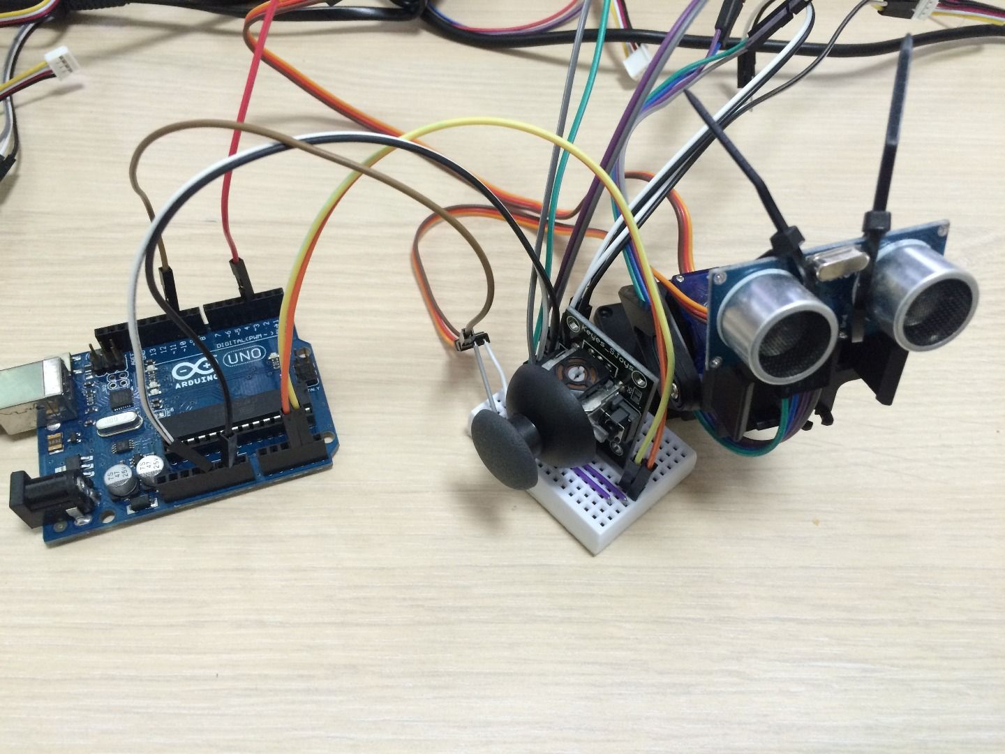 Arduino + 2 Servos + Thumbstick (joystick) : 5 Steps (with Pictures ...