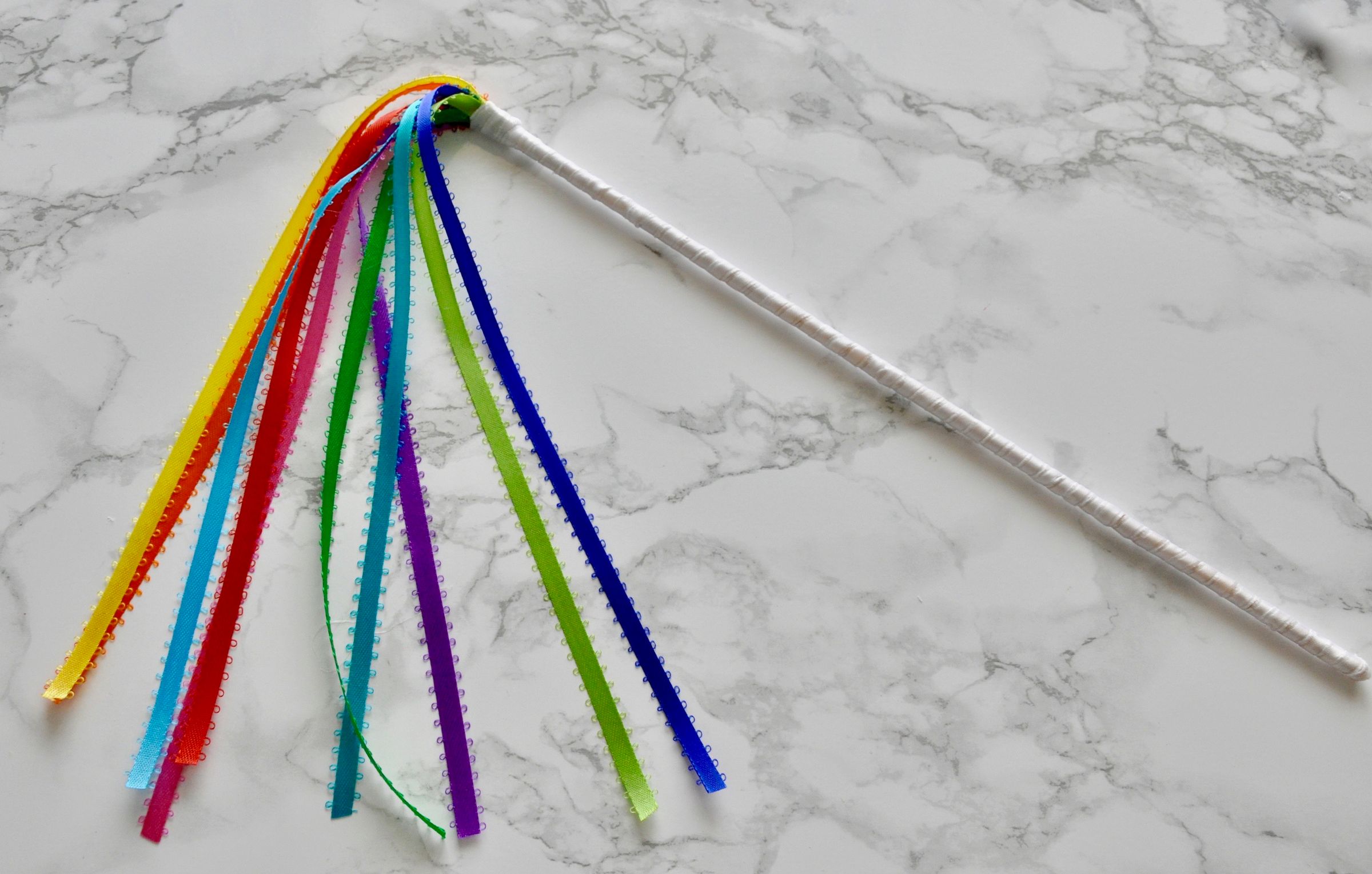 Easy Ribbon Wand : 6 Steps (with Pictures) - Instructables