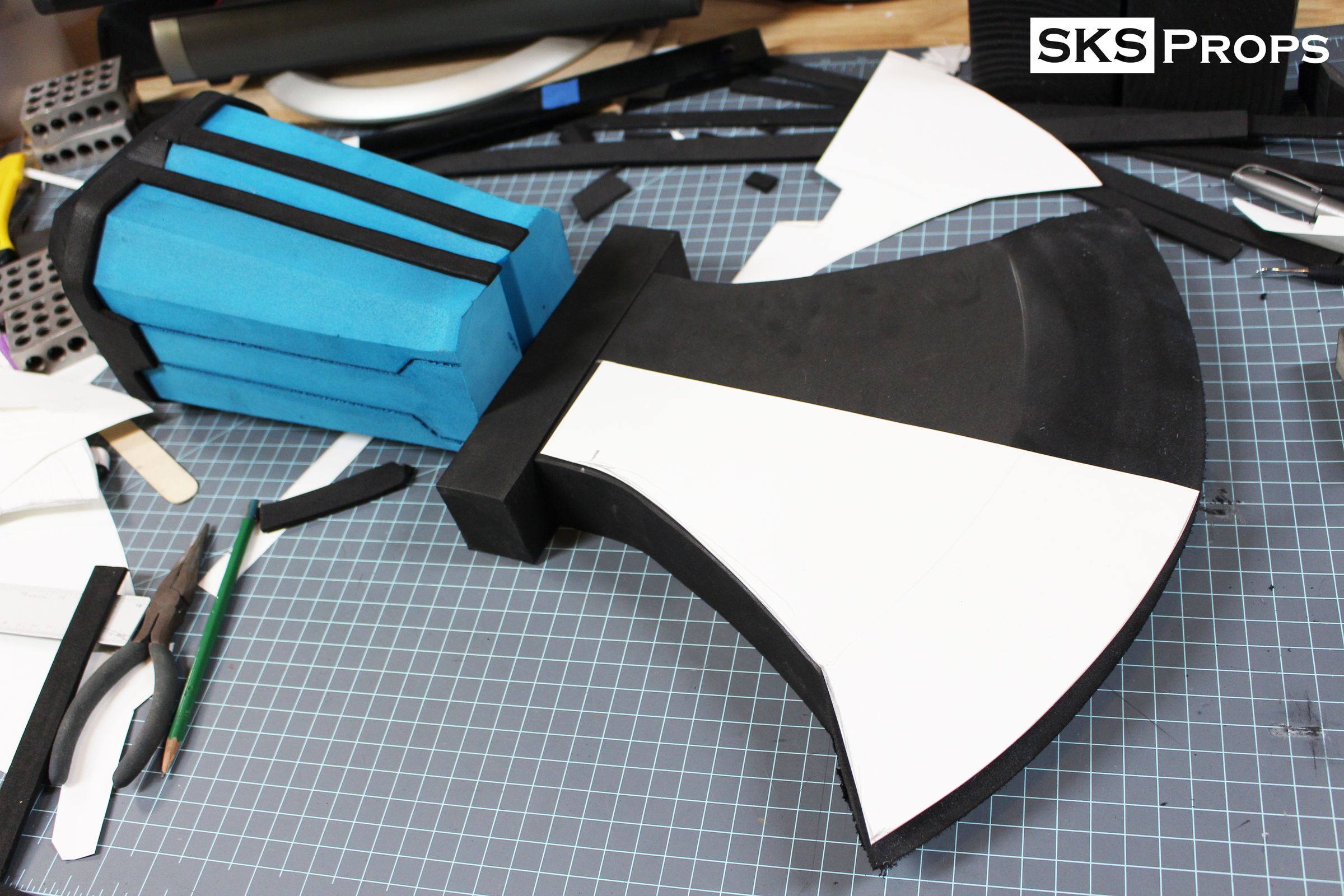 Thor's Stormbreaker Foam Cosplay Weapon - SKS Props : 11 Steps (with ...
