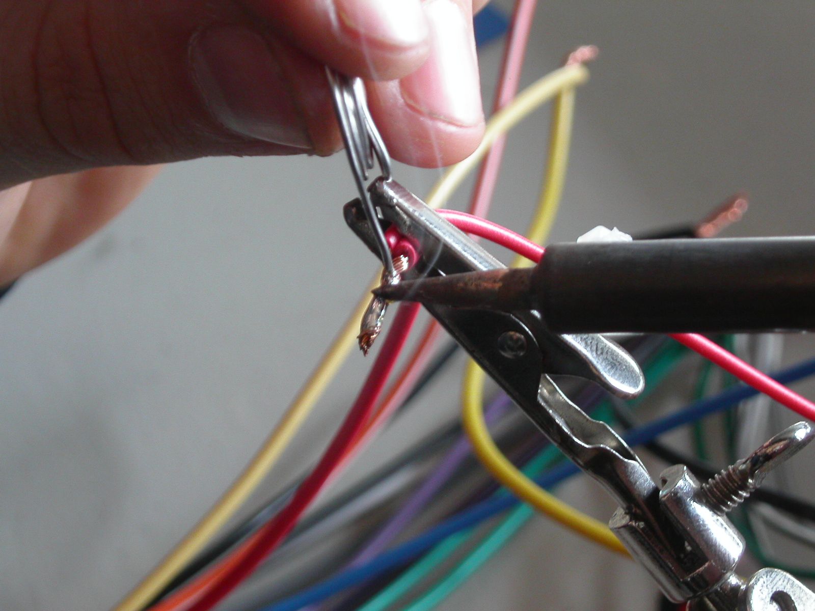 How to Solder : 8 Steps (with Pictures) - Instructables