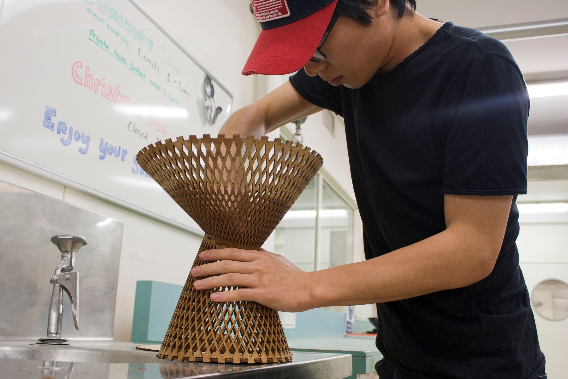 Kerf Table Lamp : 4 Steps (with Pictures) - Instructables