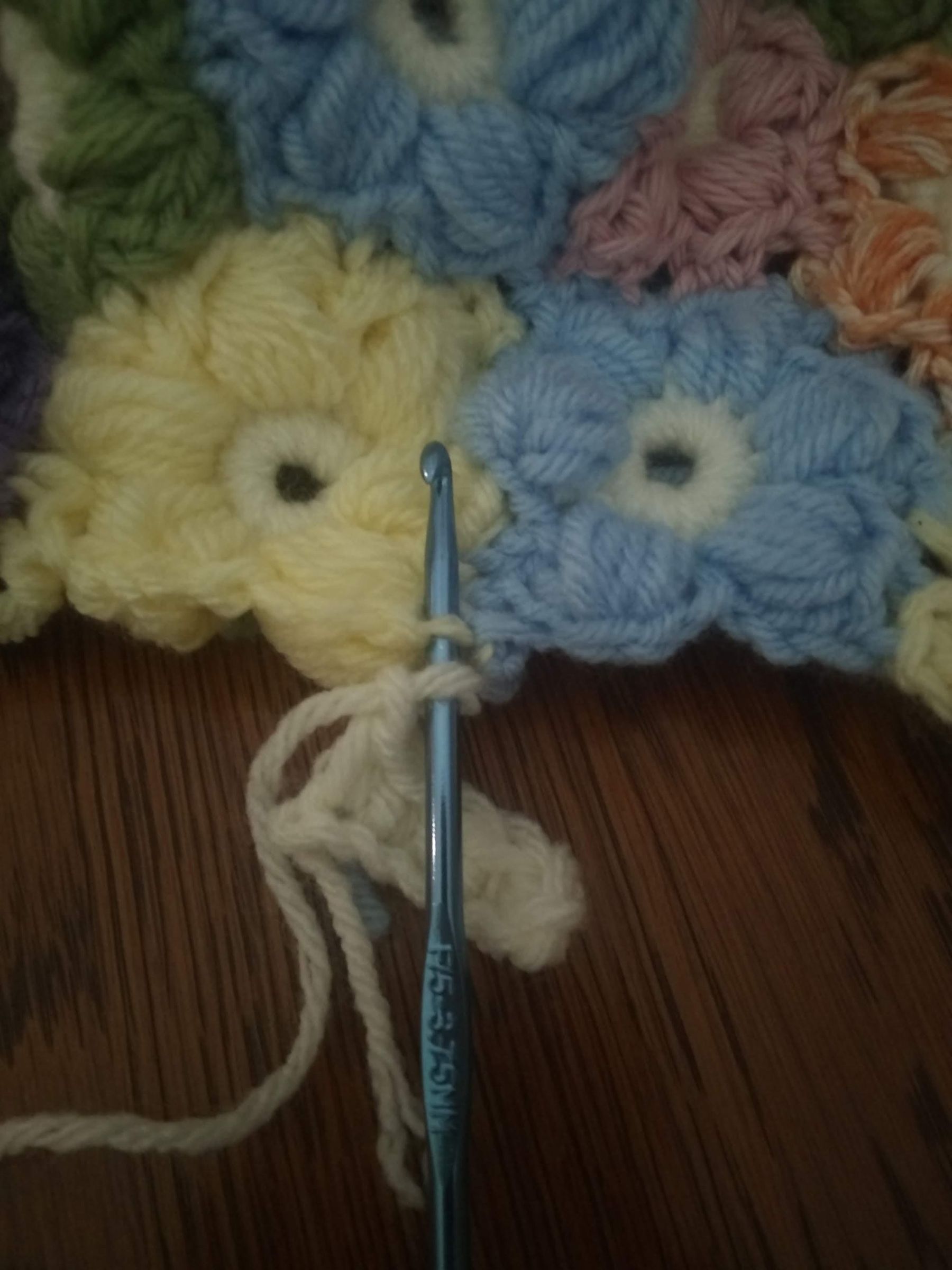 🌸 Crochet Puff-Flower Vest 🌸 : 9 Steps (with Pictures) - Instructables