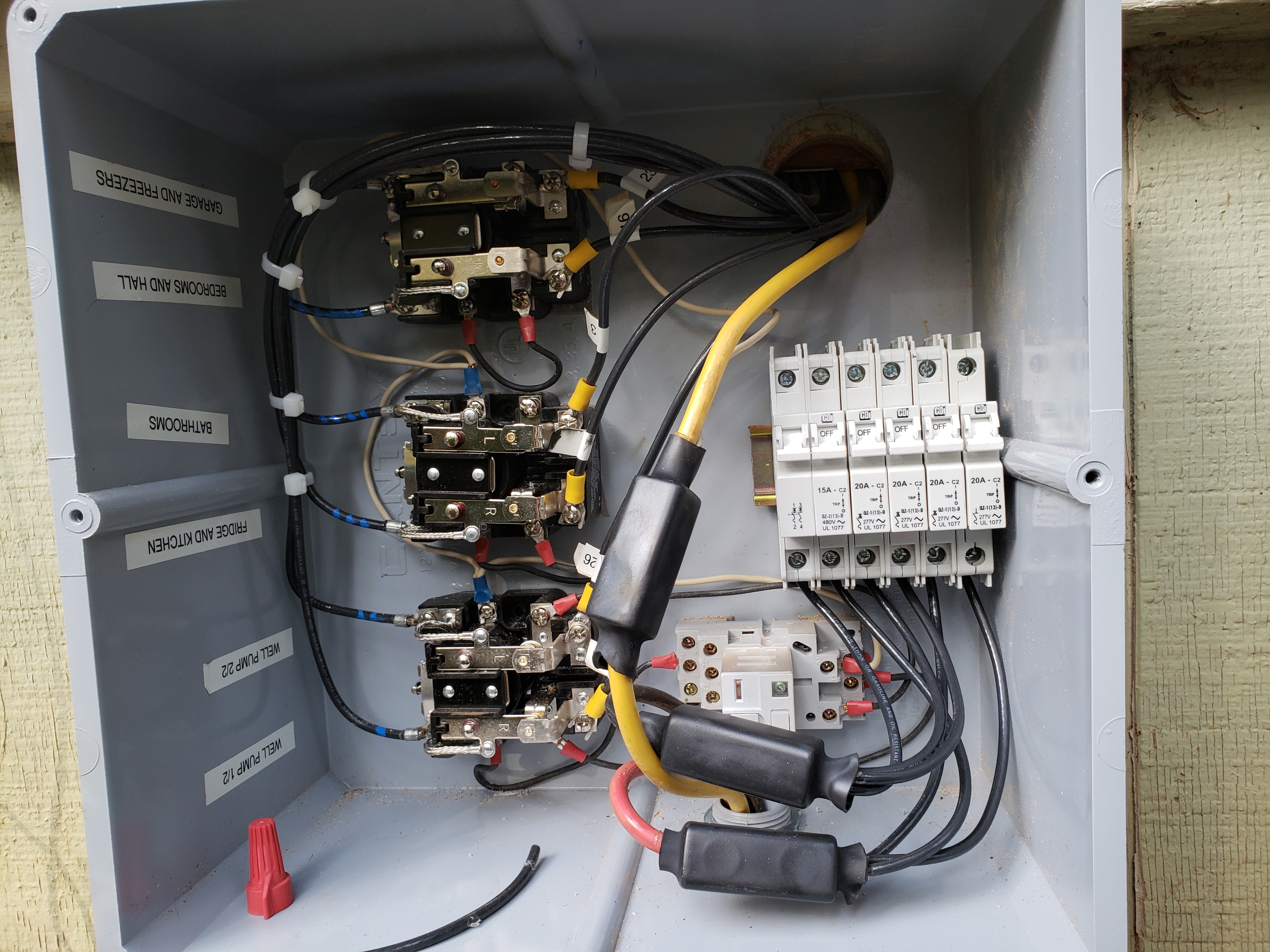 Automatic Generator Transfer Switch : 7 Steps - Instructables