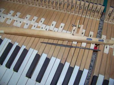 How to Make a Piano Keyboard : 18 Steps (with Pictures) - Instructables