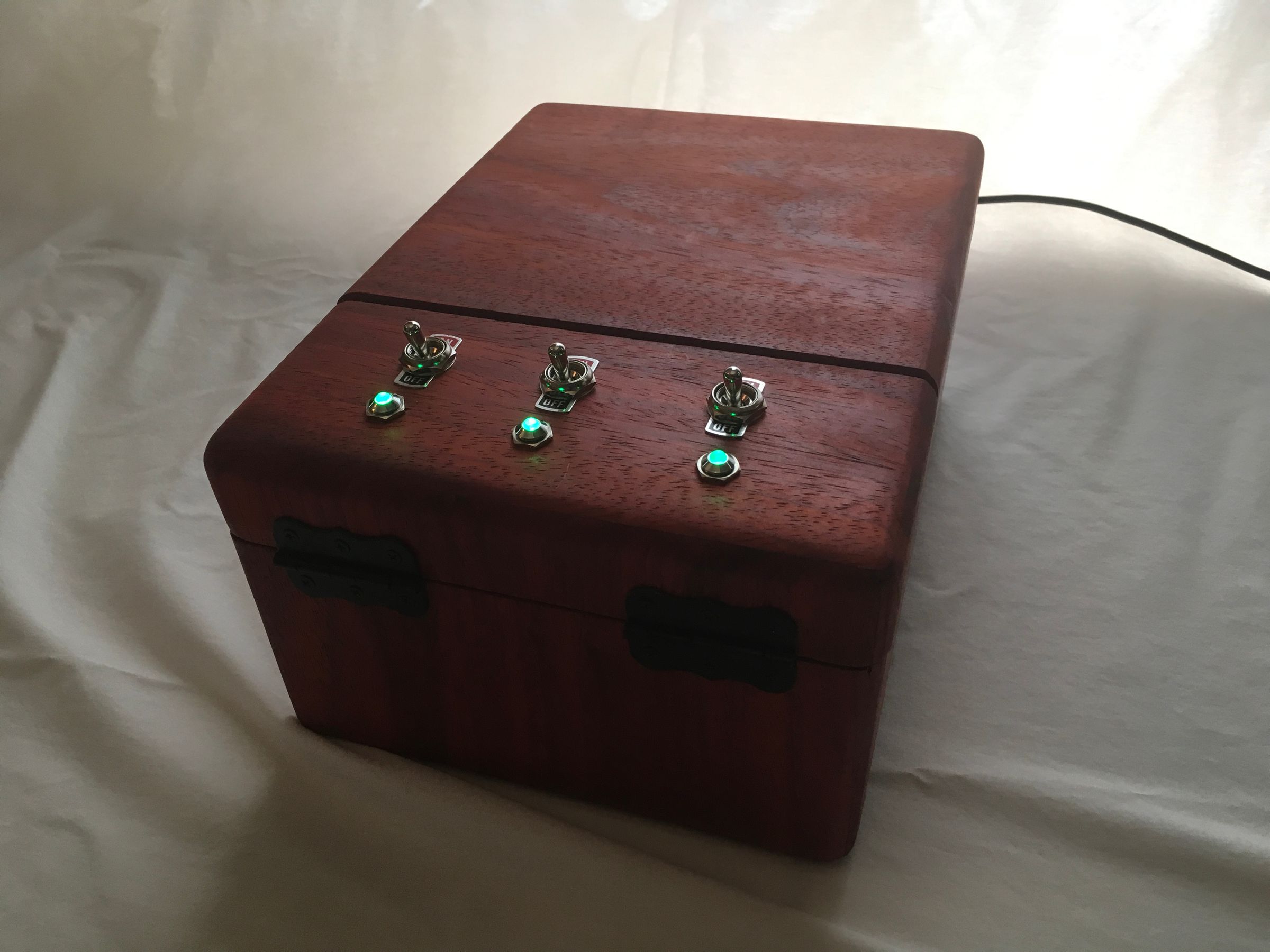 Useless Machine : 5 Steps (with Pictures) - Instructables