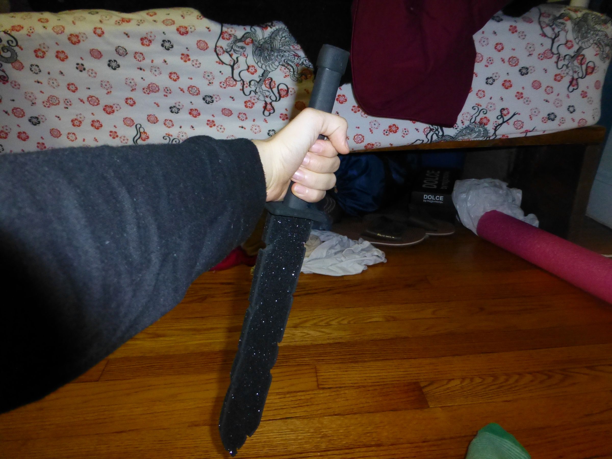 DIY Foam Weaponry : 9 Steps - Instructables