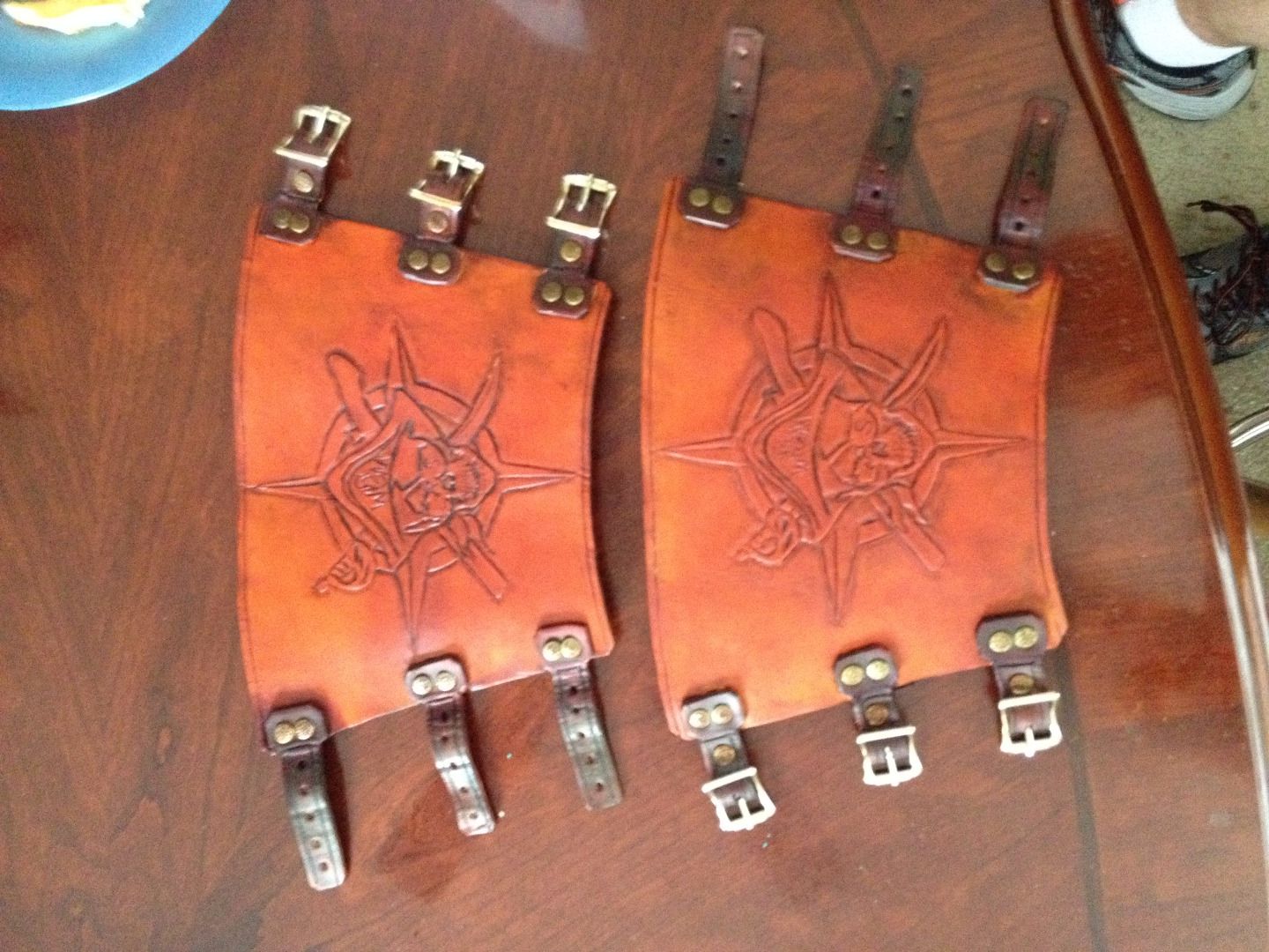 Leather Fore Arm Bracers : 4 Steps (with Pictures) - Instructables