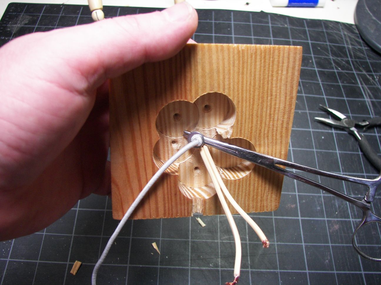 Wood Manikin Figure Lamp With IPad - a DIY Tutorial : 10 Steps (with ...