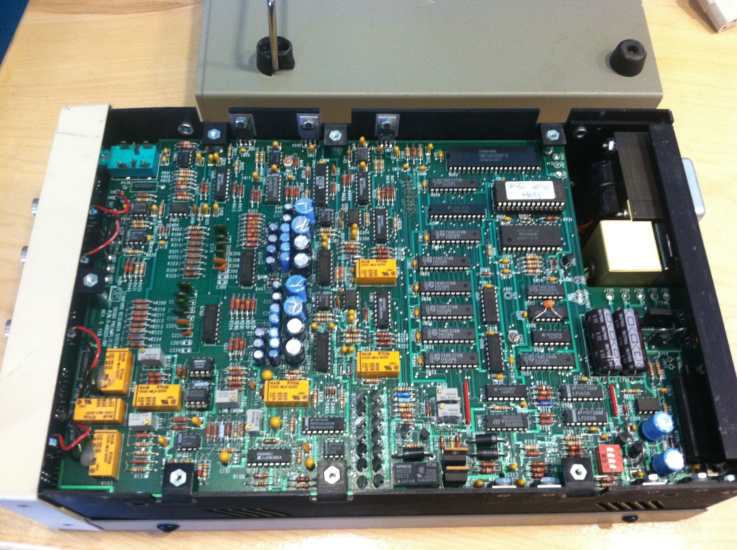 How to Repair a Stanford Research SR560 Low Noise Preamplifier With ...