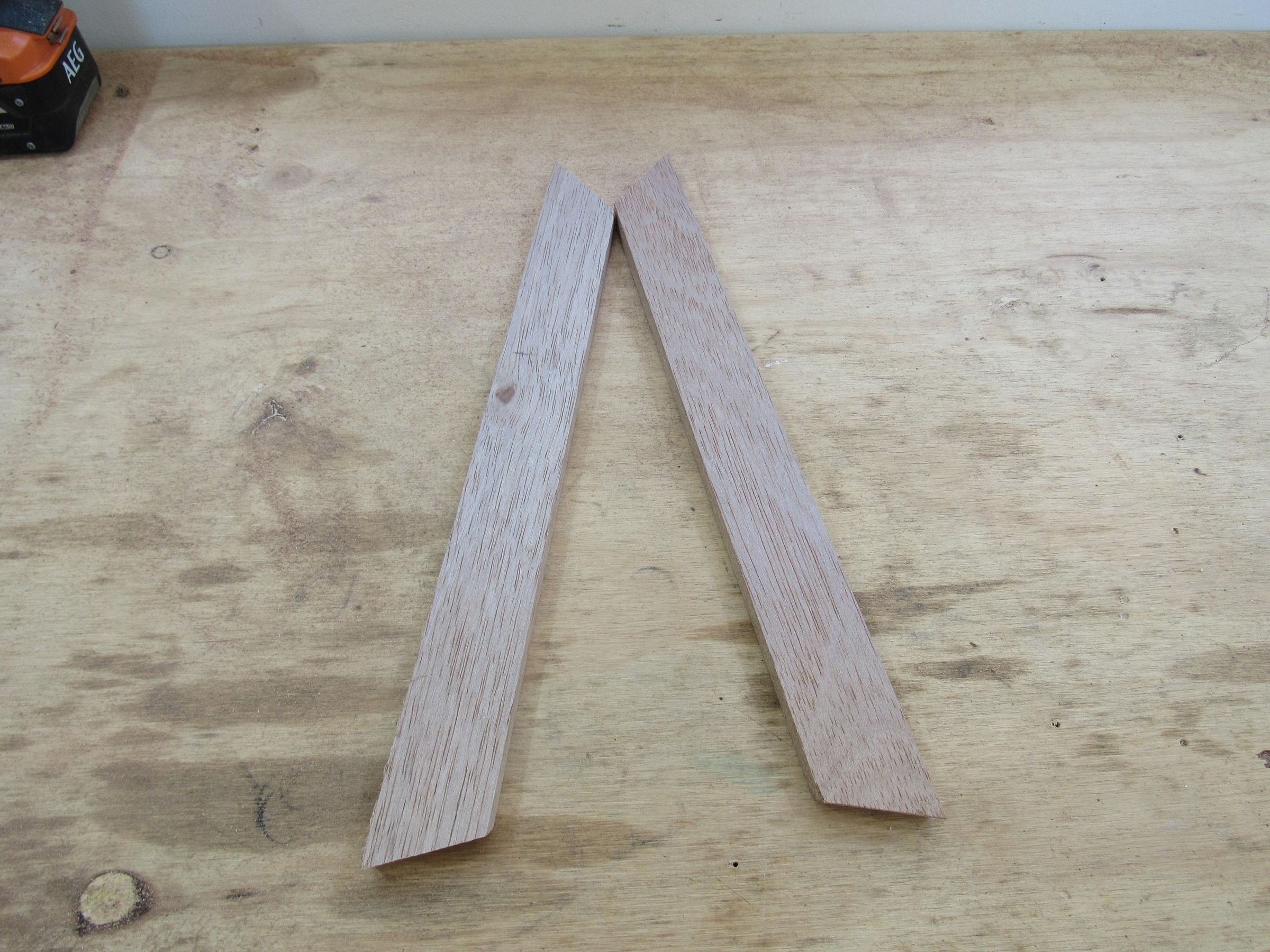 Mini Art Easels : 7 Steps (with Pictures) - Instructables