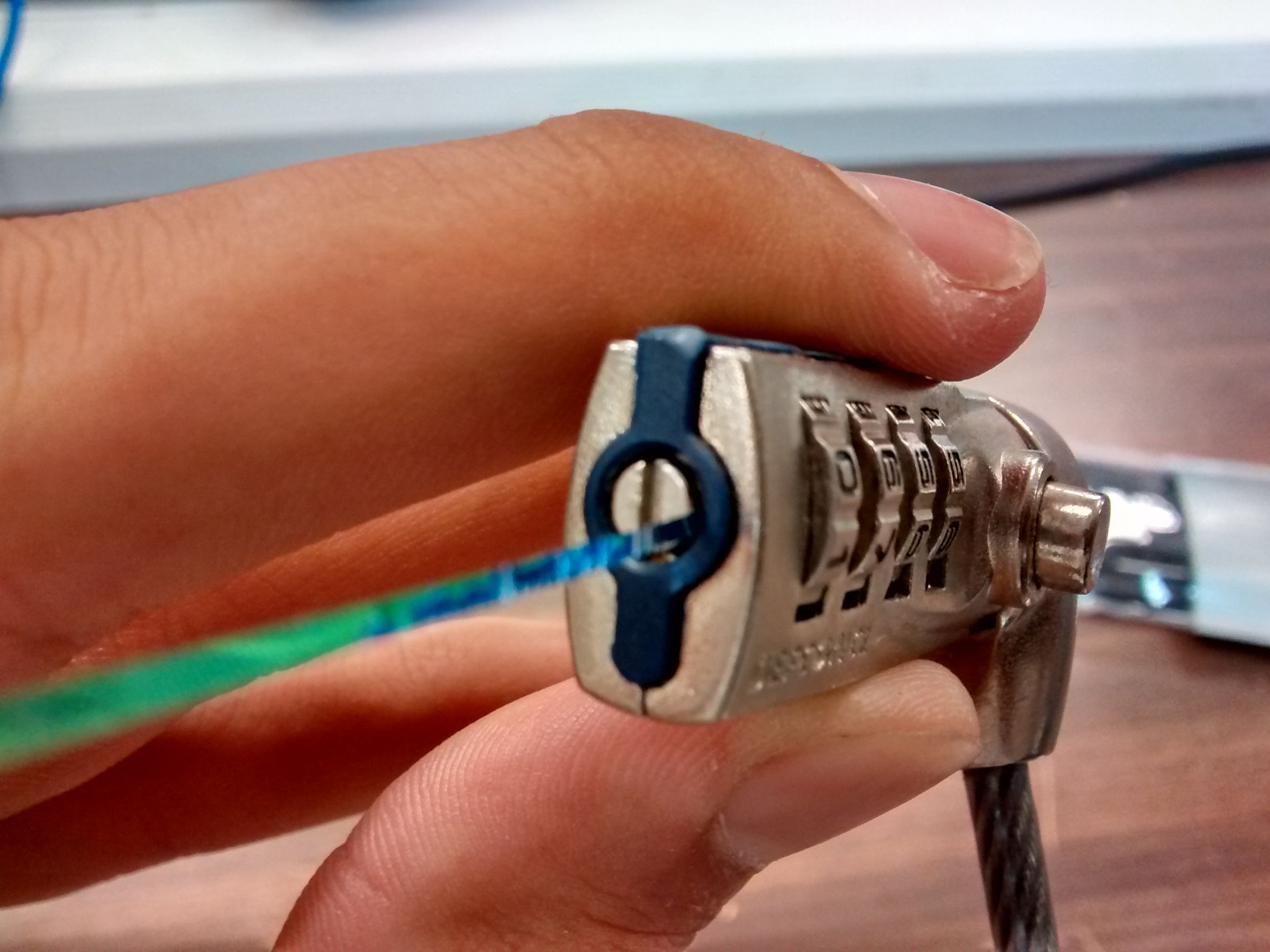 Decode (pick) Targus Defcon CL Laptop Lock : 6 Steps - Instructables