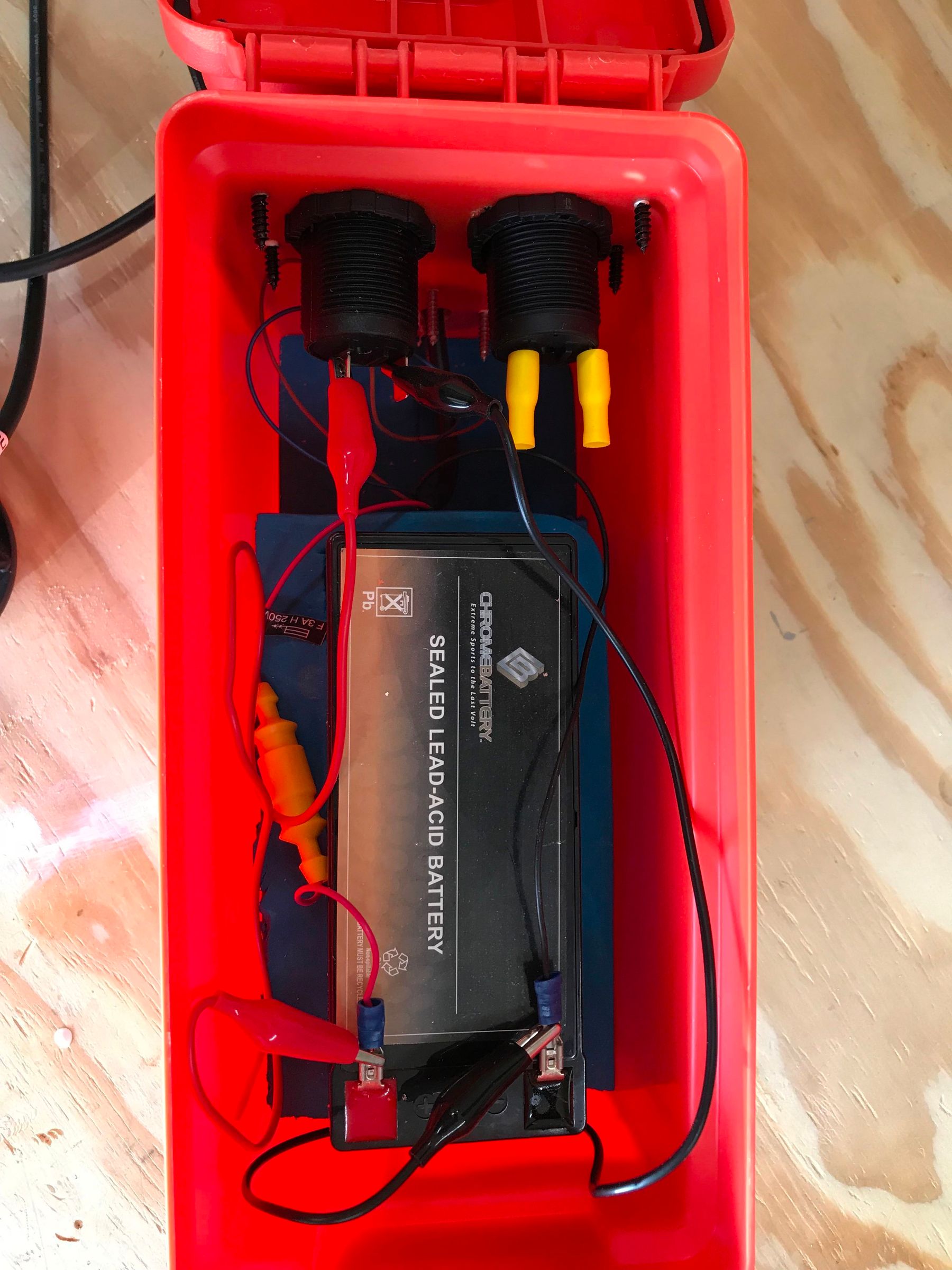 Easy to Make Battery Pack for Kayak : 5 Steps (with Pictures ...