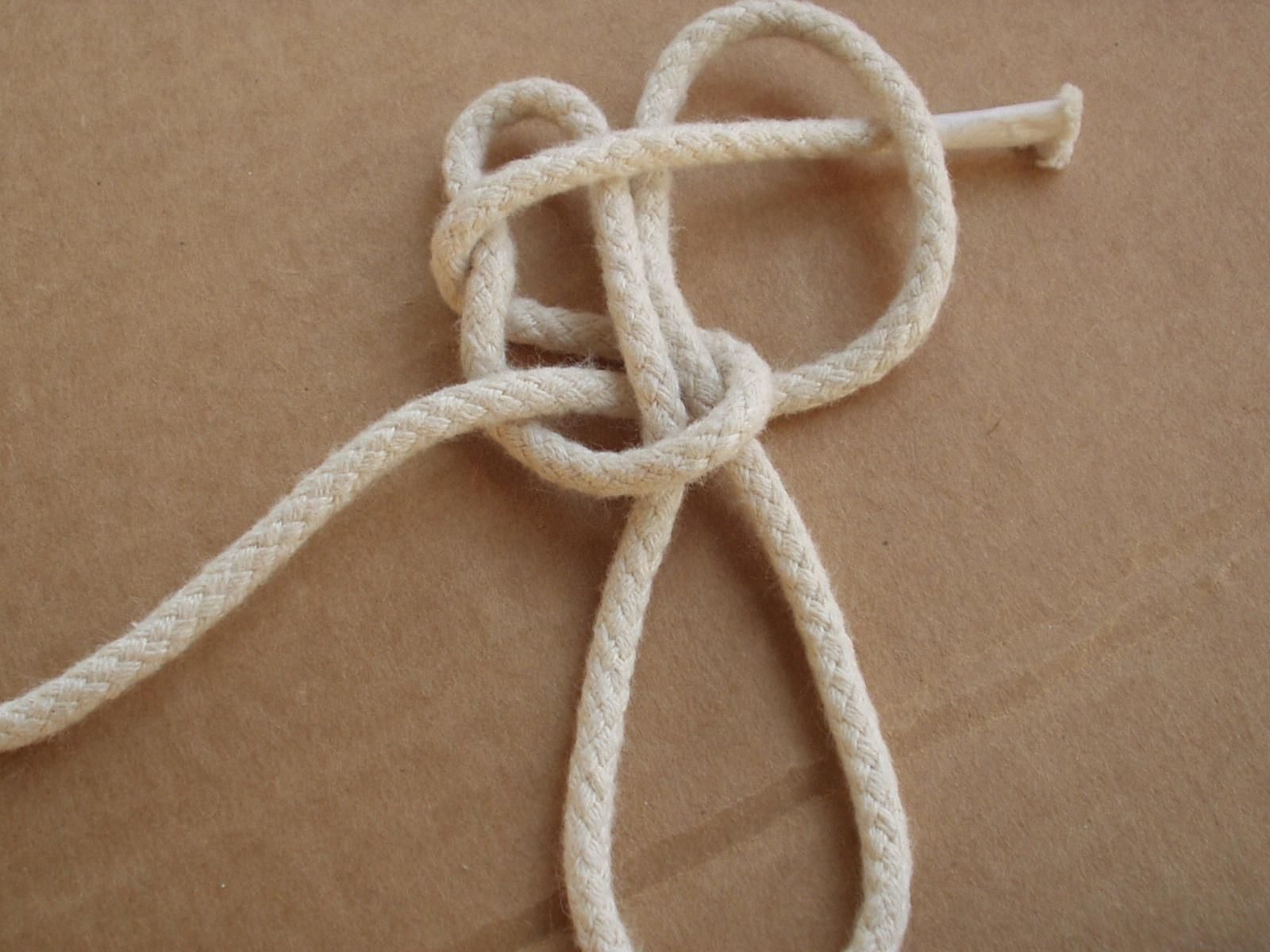 Zipper Pull/Lanyard : 6 Steps - Instructables