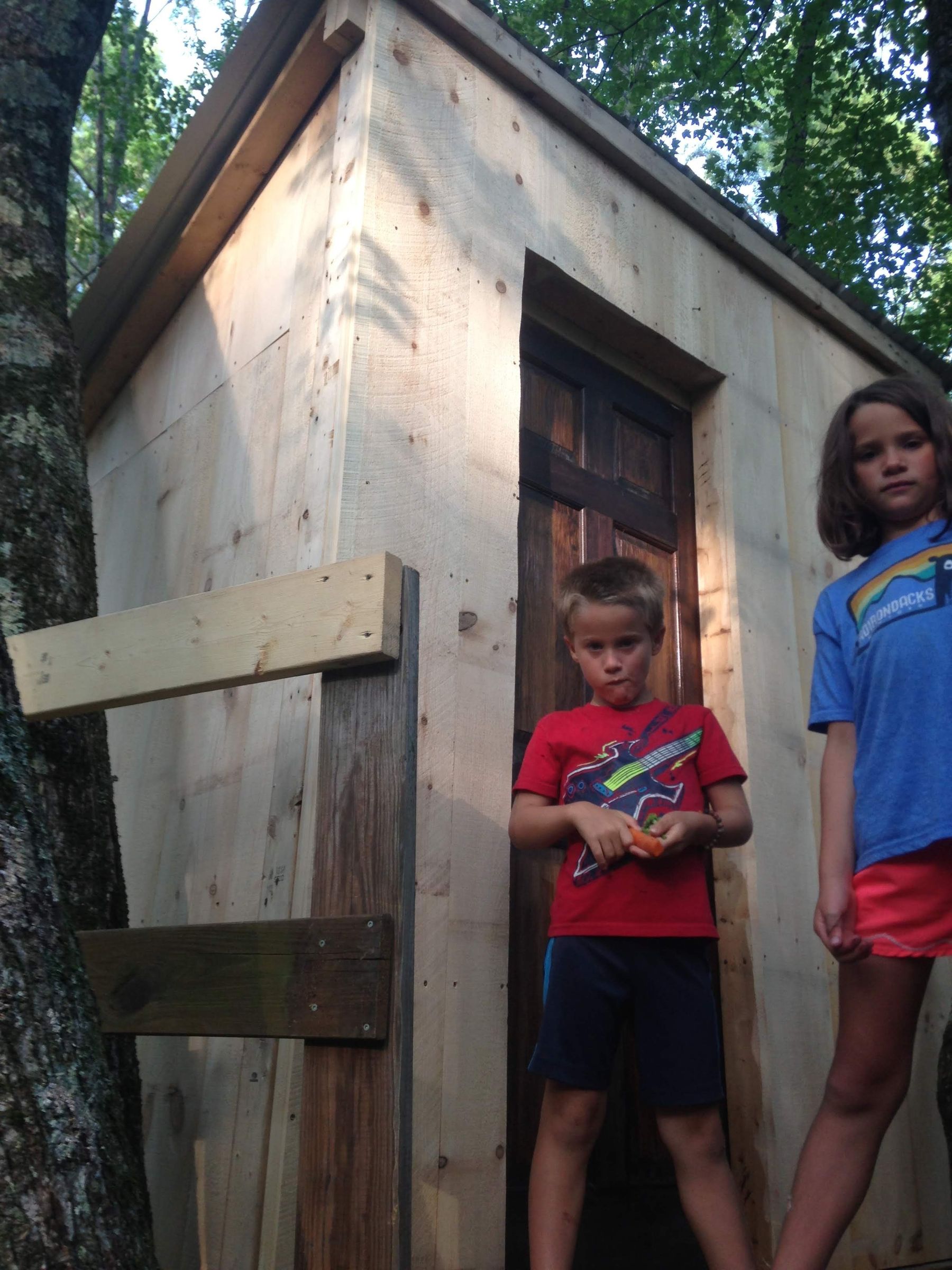 Multi Level Tree House From Recycled Materials : 10 Steps (with ...