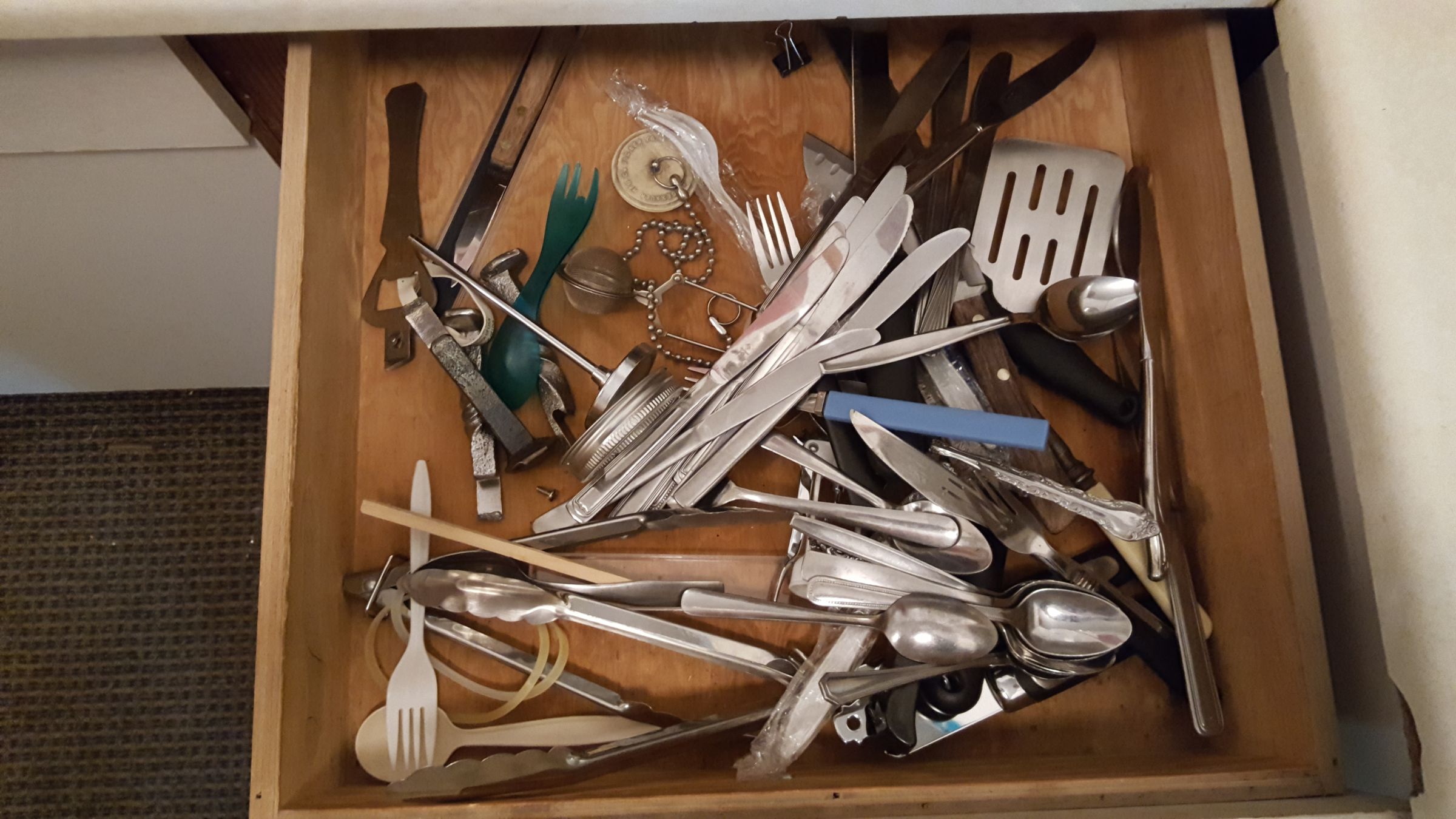 Defeat the Drawer Clutter : 3 Steps (with Pictures) - Instructables