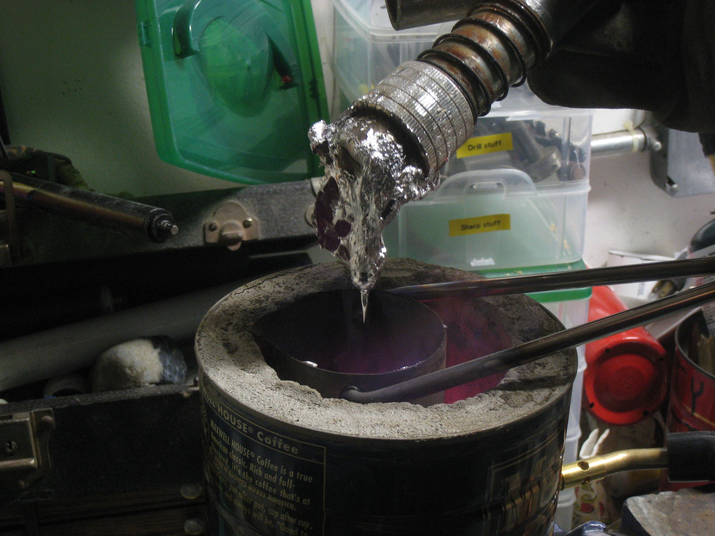 Ultimate Guide to Making a Cheap But Effective Aluminium Forge. : 5 ...