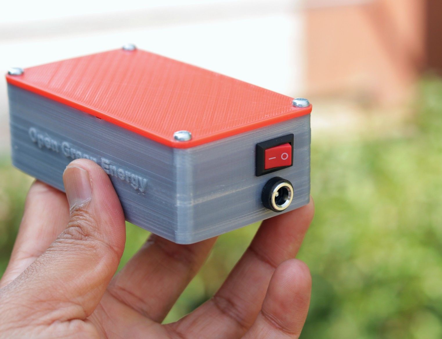 DIY Mini UPS for WiFi Router / Modem : 12 Steps (with Pictures ...