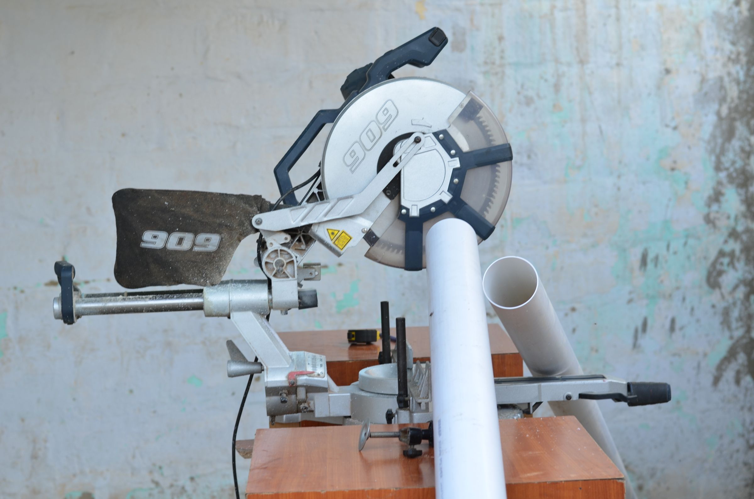 DIYers PVC Organizer Workbench/Table : 15 Steps (with Pictures ...