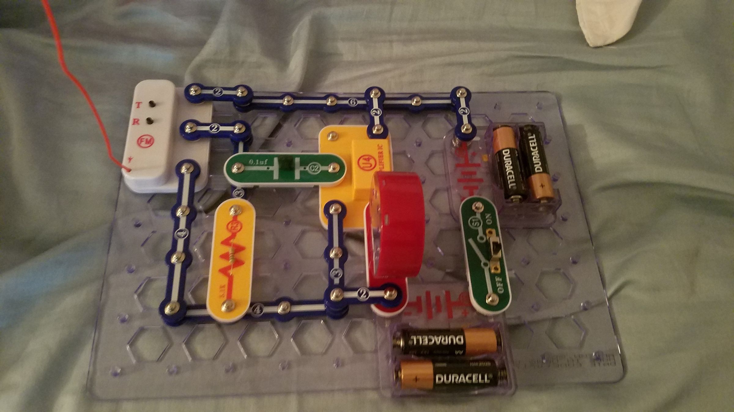 FM Radio From Snap Circuits : 13 Steps - Instructables