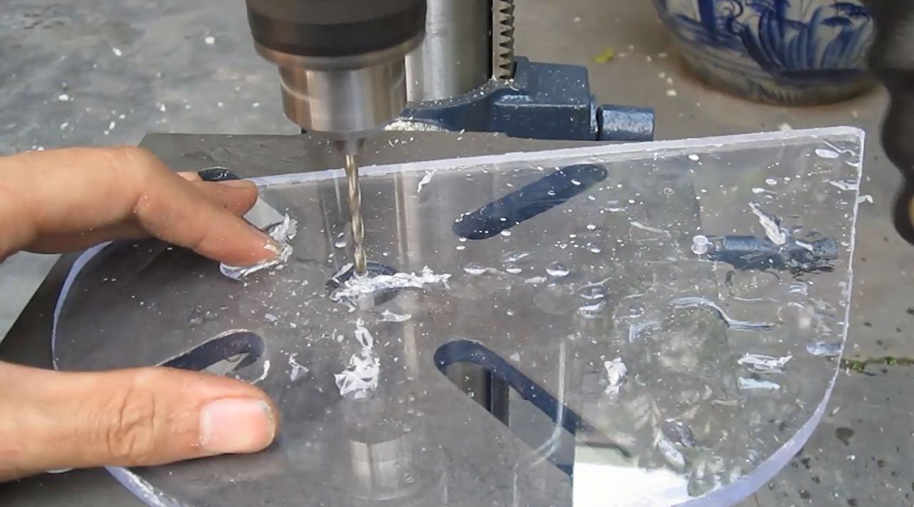 How to Make a Table Saw - Anti KickBack for DIY Table Saw - Guard ...