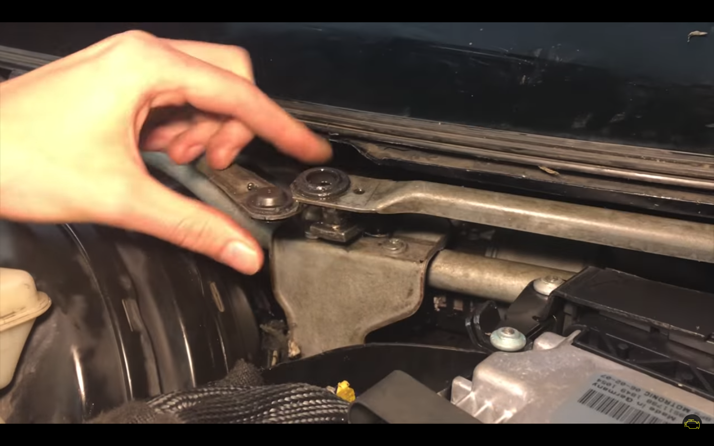 How to FIX Slow Moving or Seized Windshield Wipers : 9 Steps ...