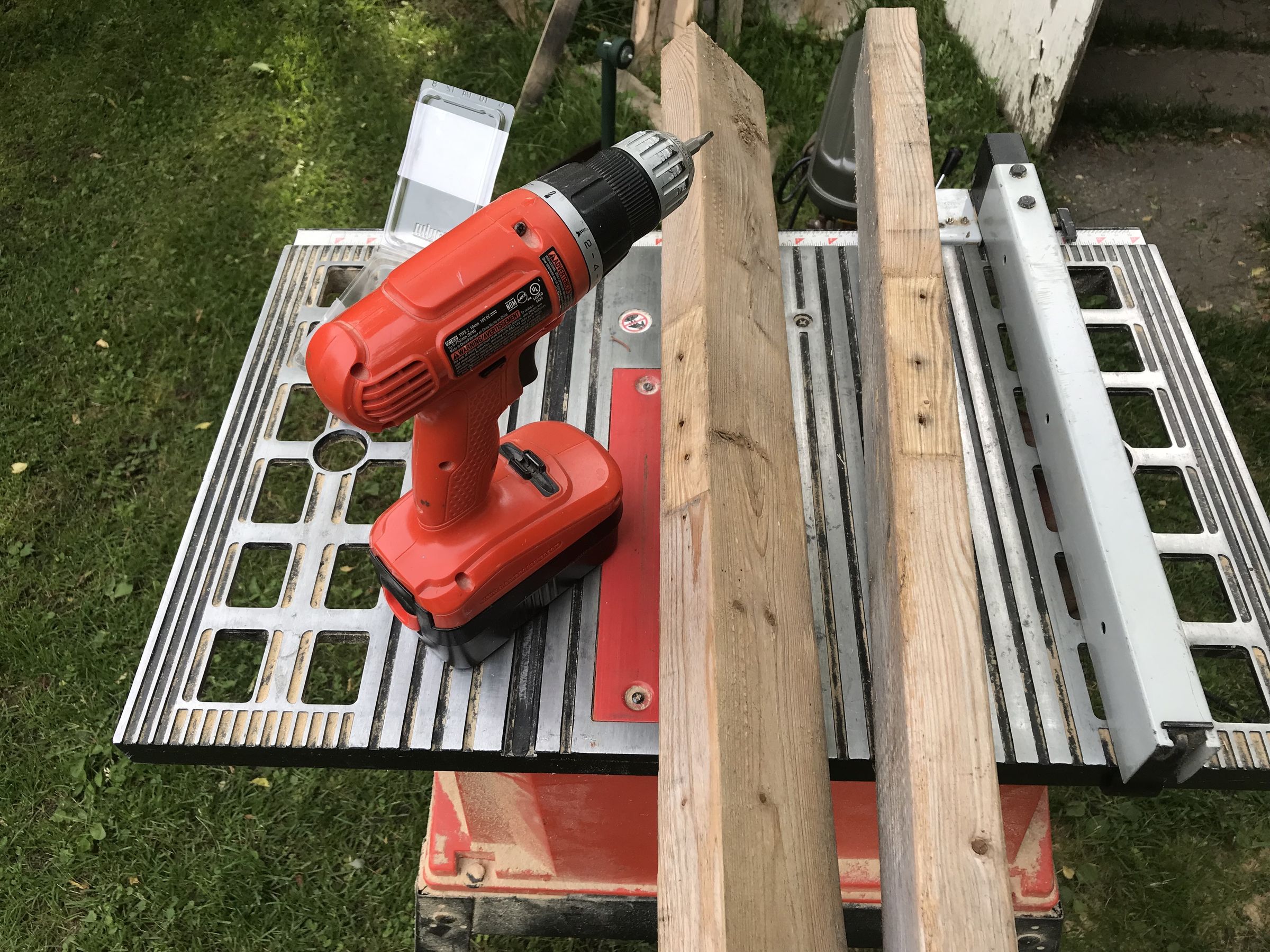 Building a Workbench Out of Pallets : 5 Steps (with Pictures ...
