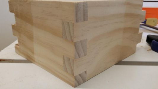Super Simple, Single Blade Box (Finger) Joint Jig (with Pictures ...