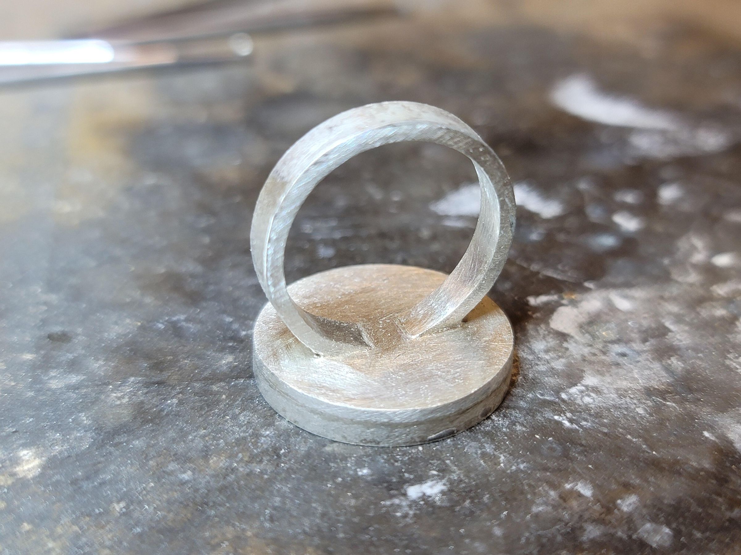 Secret Compartment Ring : 6 Steps (with Pictures) - Instructables