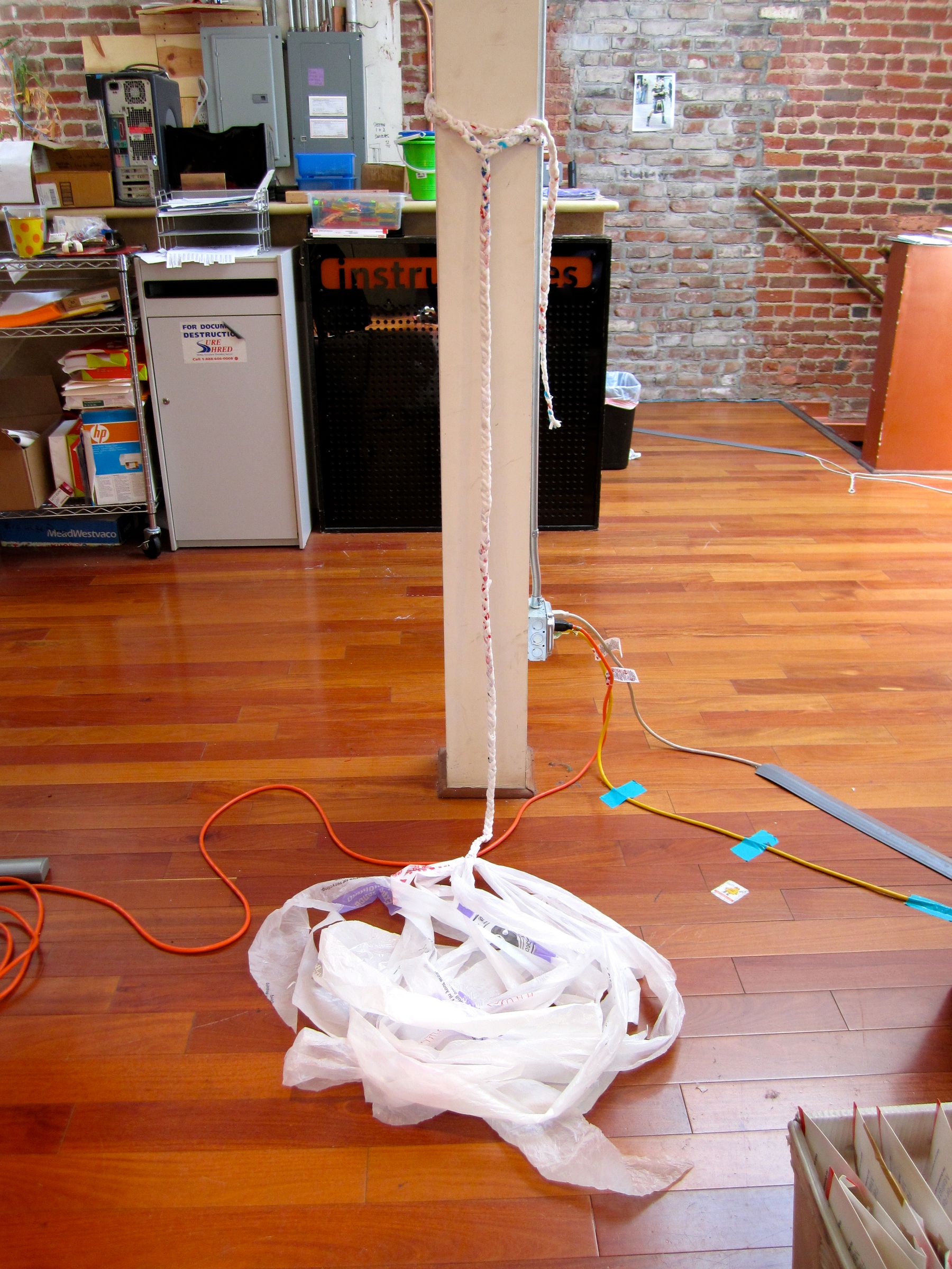 Make a Basket Out of Plastic Bags : 11 Steps (with Pictures ...